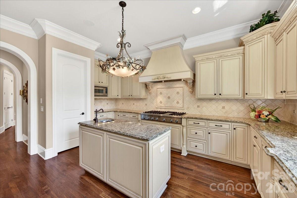 5424 Gorham Drive, Charlotte, NC - photo 10 of 47