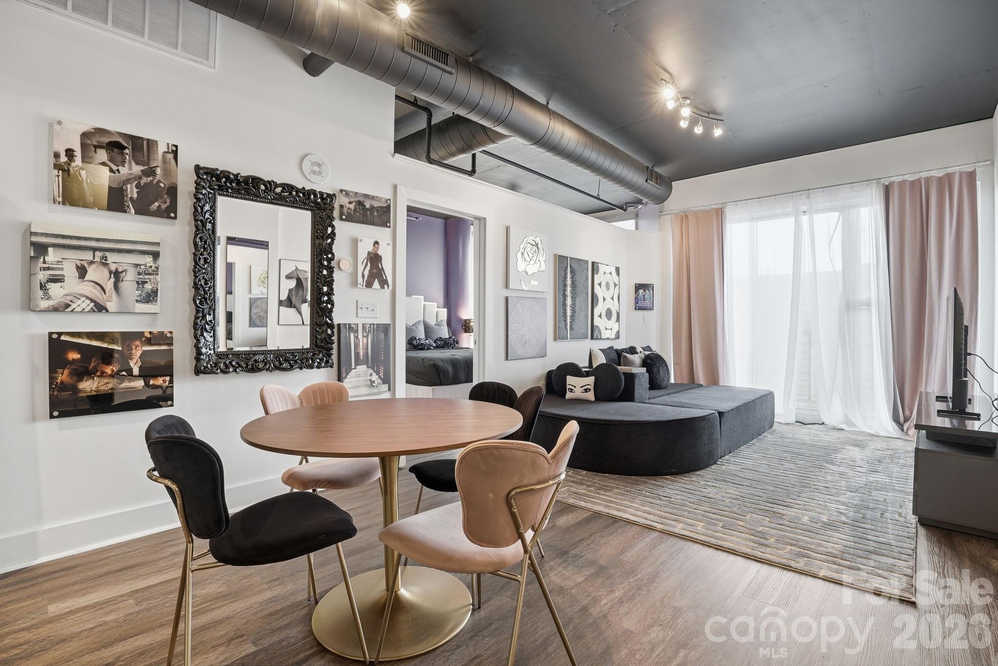 Photo 7 of 505 E 6th Street1006, Charlotte, NC