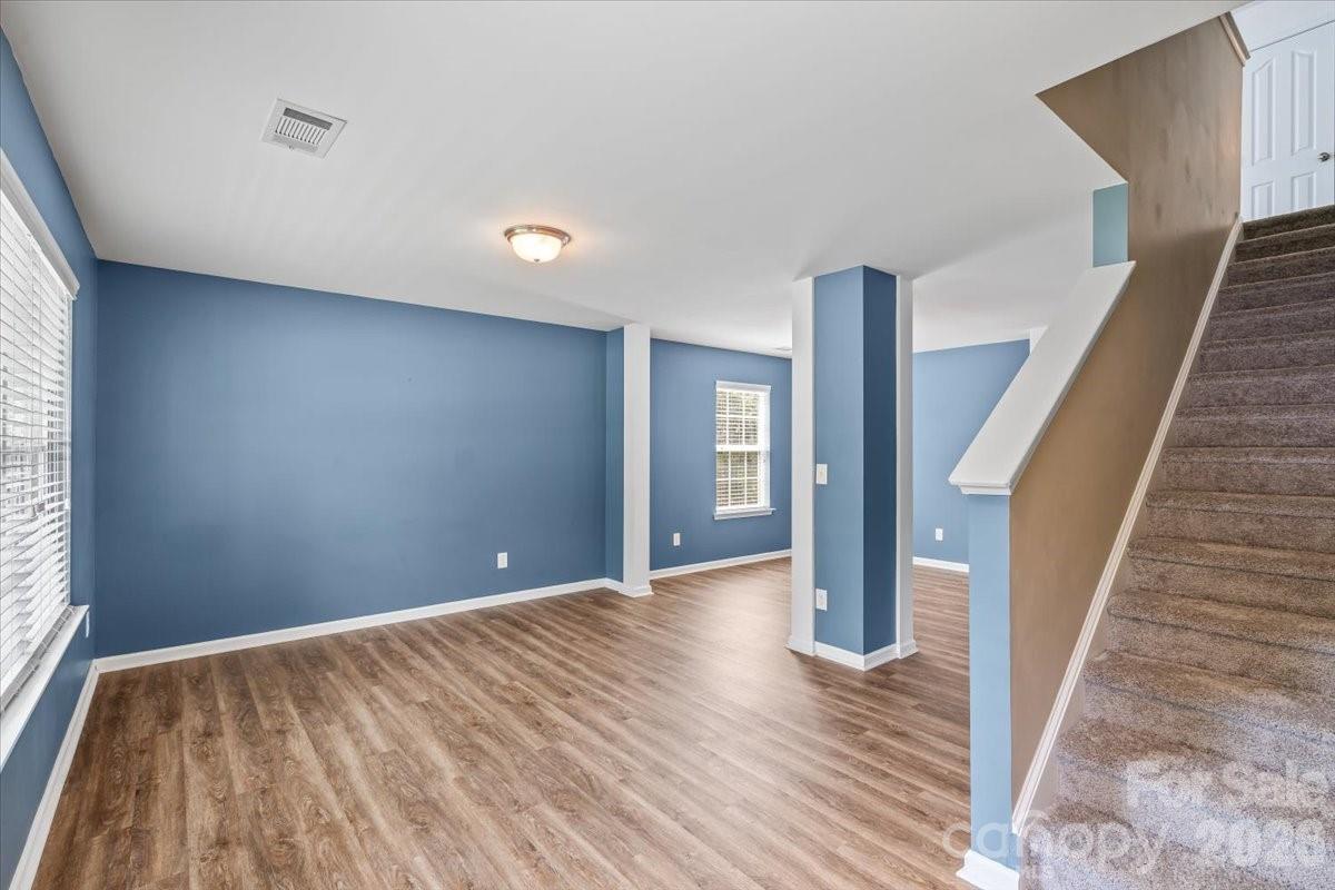 Photo 5 of 5229 Hawkins Meadow Court, Charlotte, NC