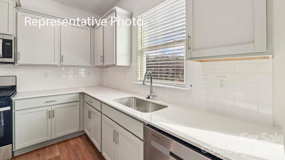 Photo 10 of 6604 Barcelona Way, Charlotte, NC