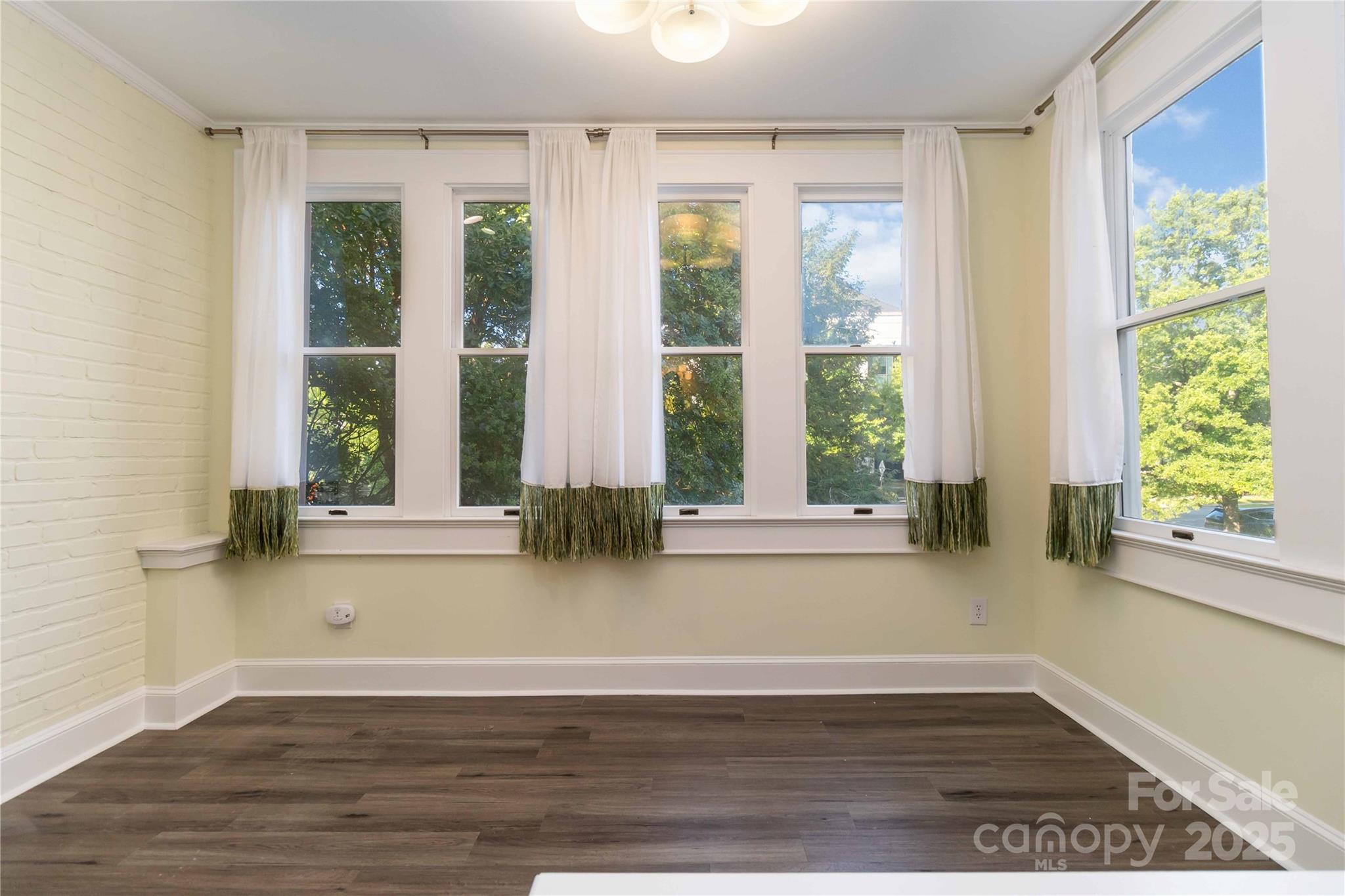 Photo 20 of 811 E Morehead Street6, Charlotte, NC