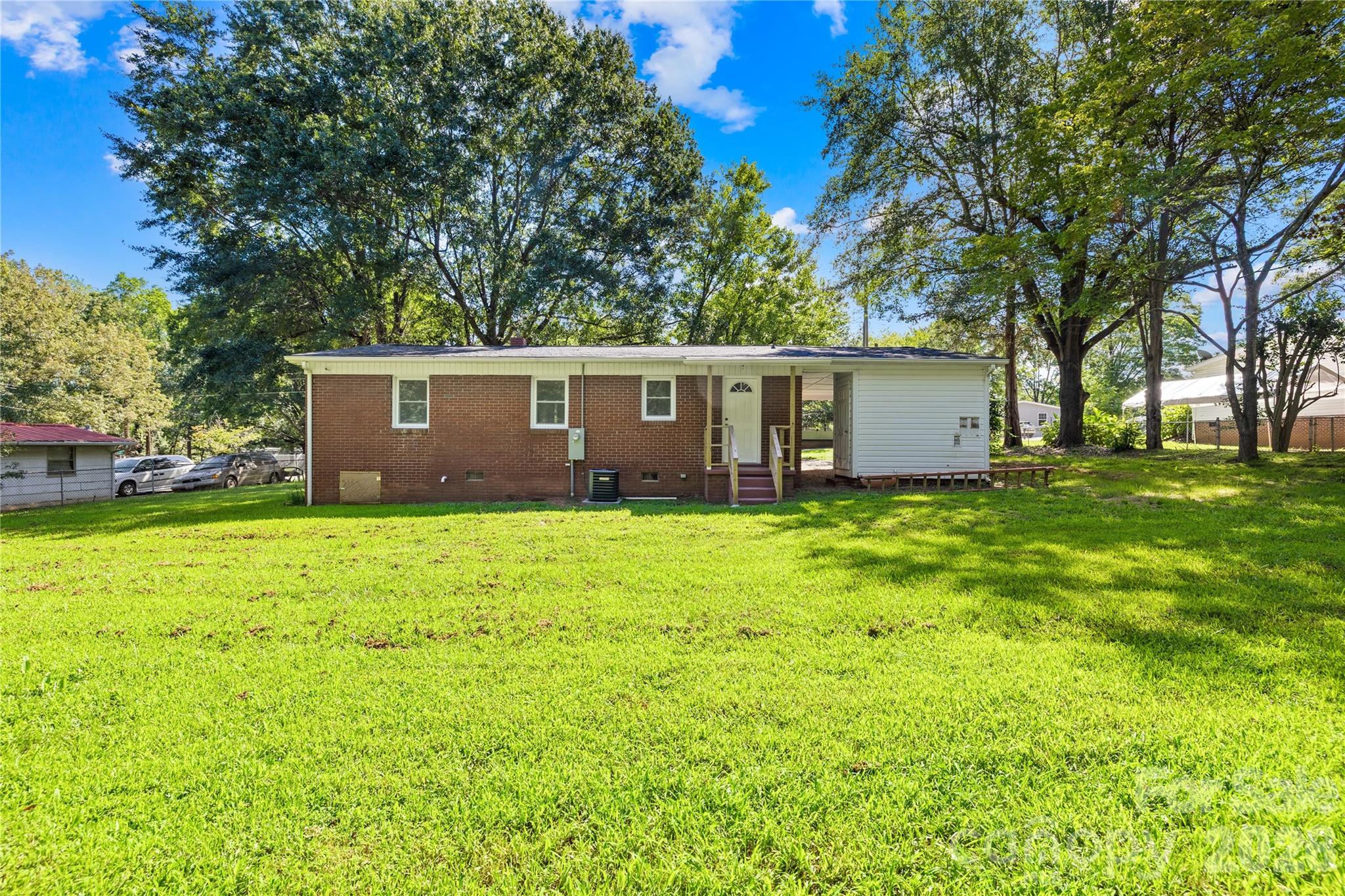 Photo 3 of 505 Mauney Lane, Shelby, NC