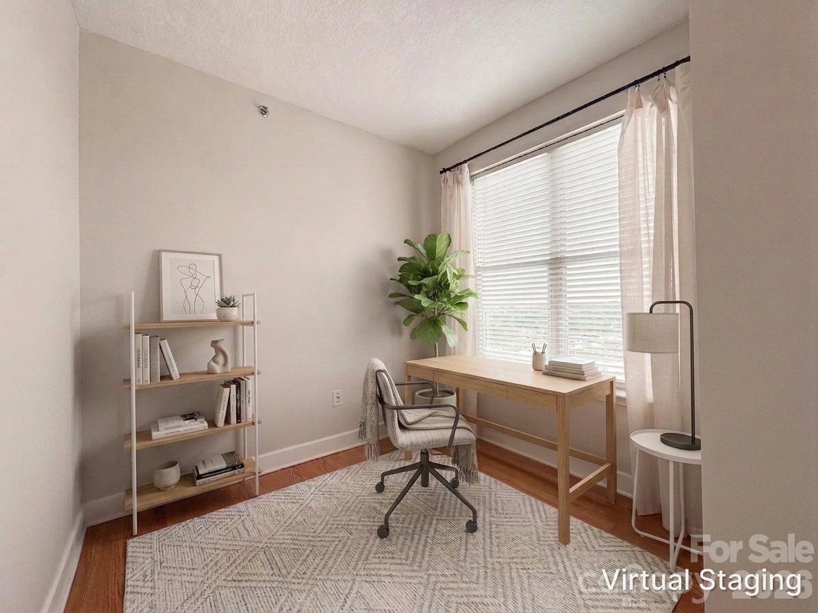 Photo 12 of 1315 East Boulevard814, Charlotte, NC