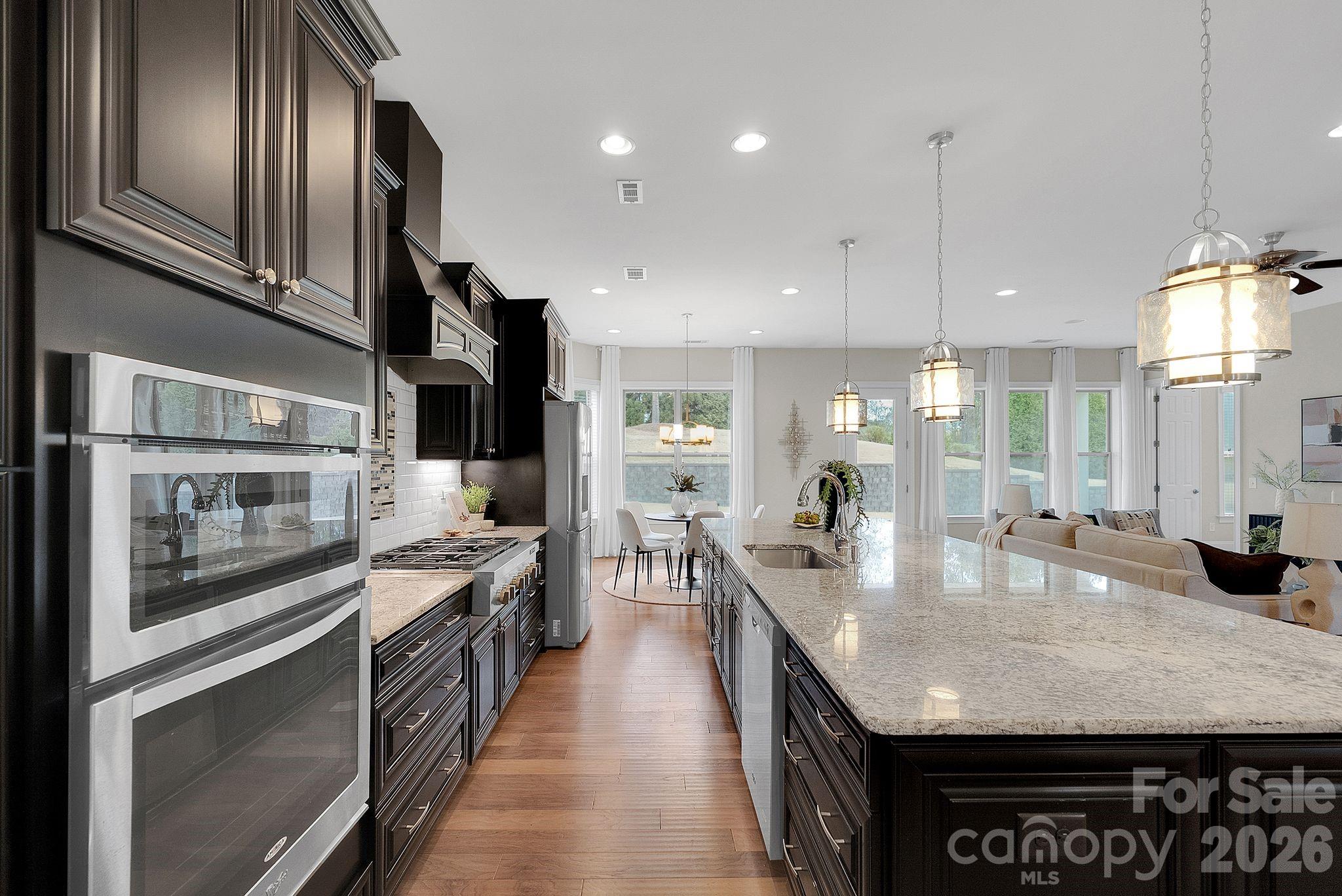 Photo 10 of 14920 High Bluff Court, Charlotte, NC