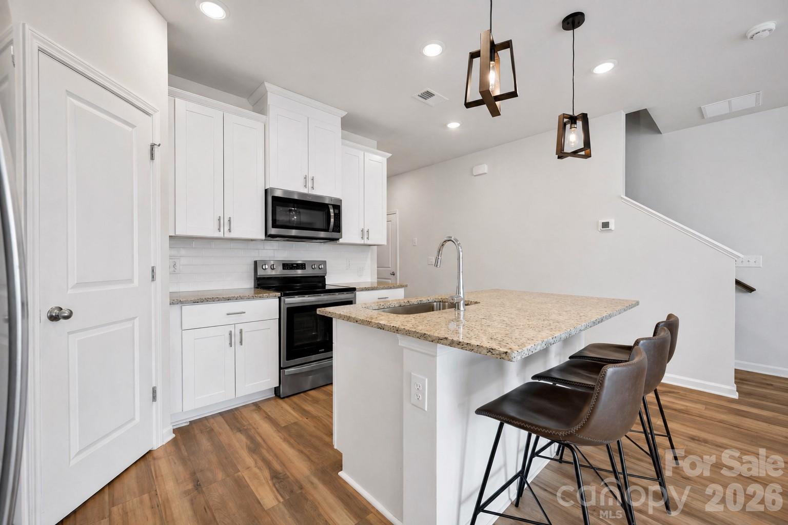 Photo 6 of 1021 Plumcrest Drive, Charlotte, NC
