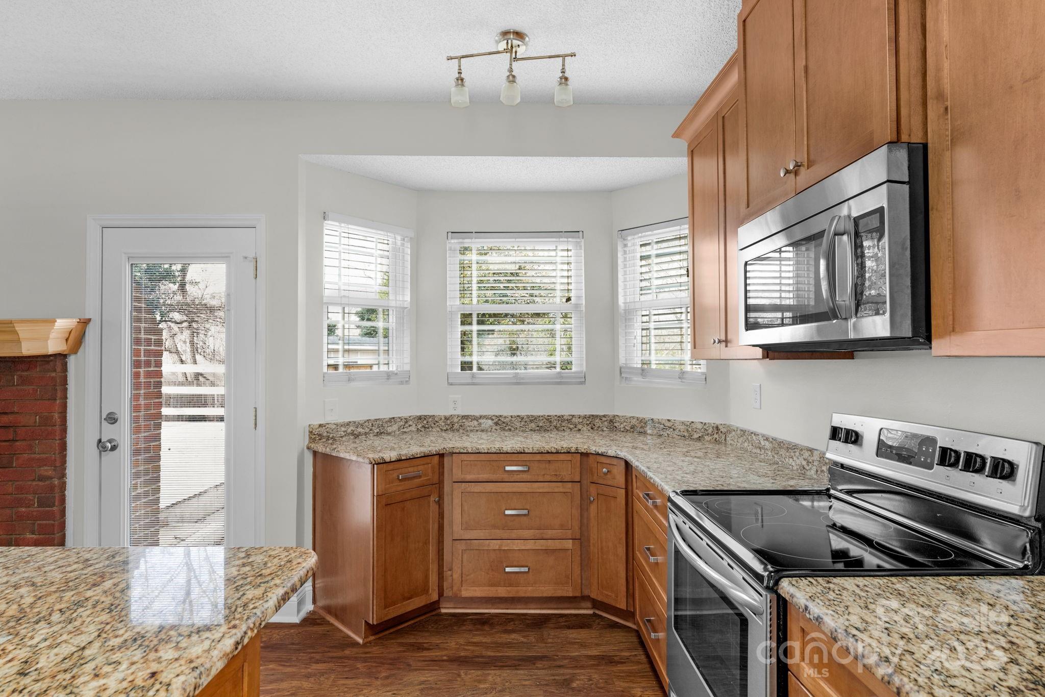 Photo 23 of 6109 Tartan Green Court, Charlotte, NC