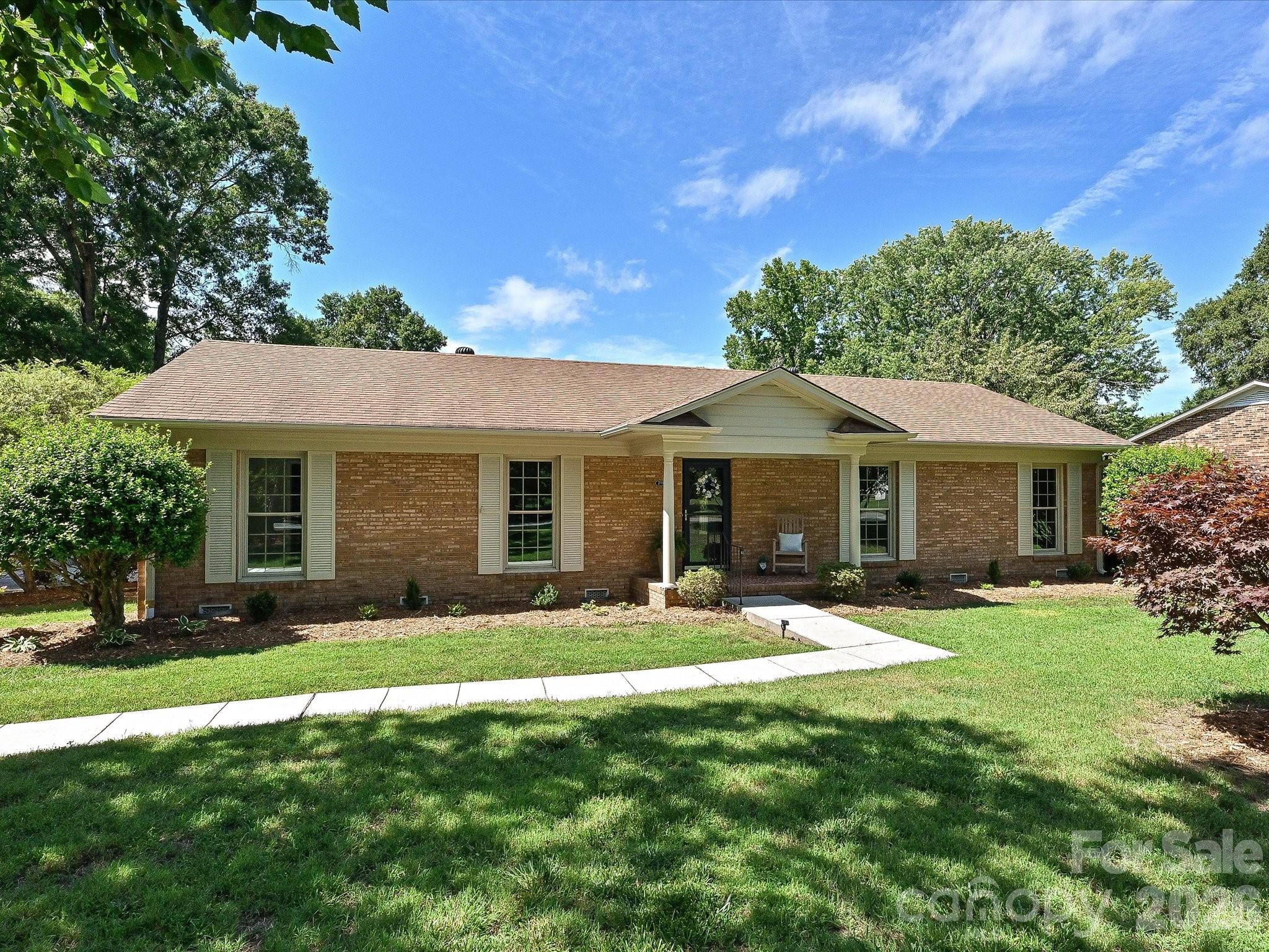 Home for sale at 218 Sturbridge Drive, Charlotte, NC — photo 1 of 38