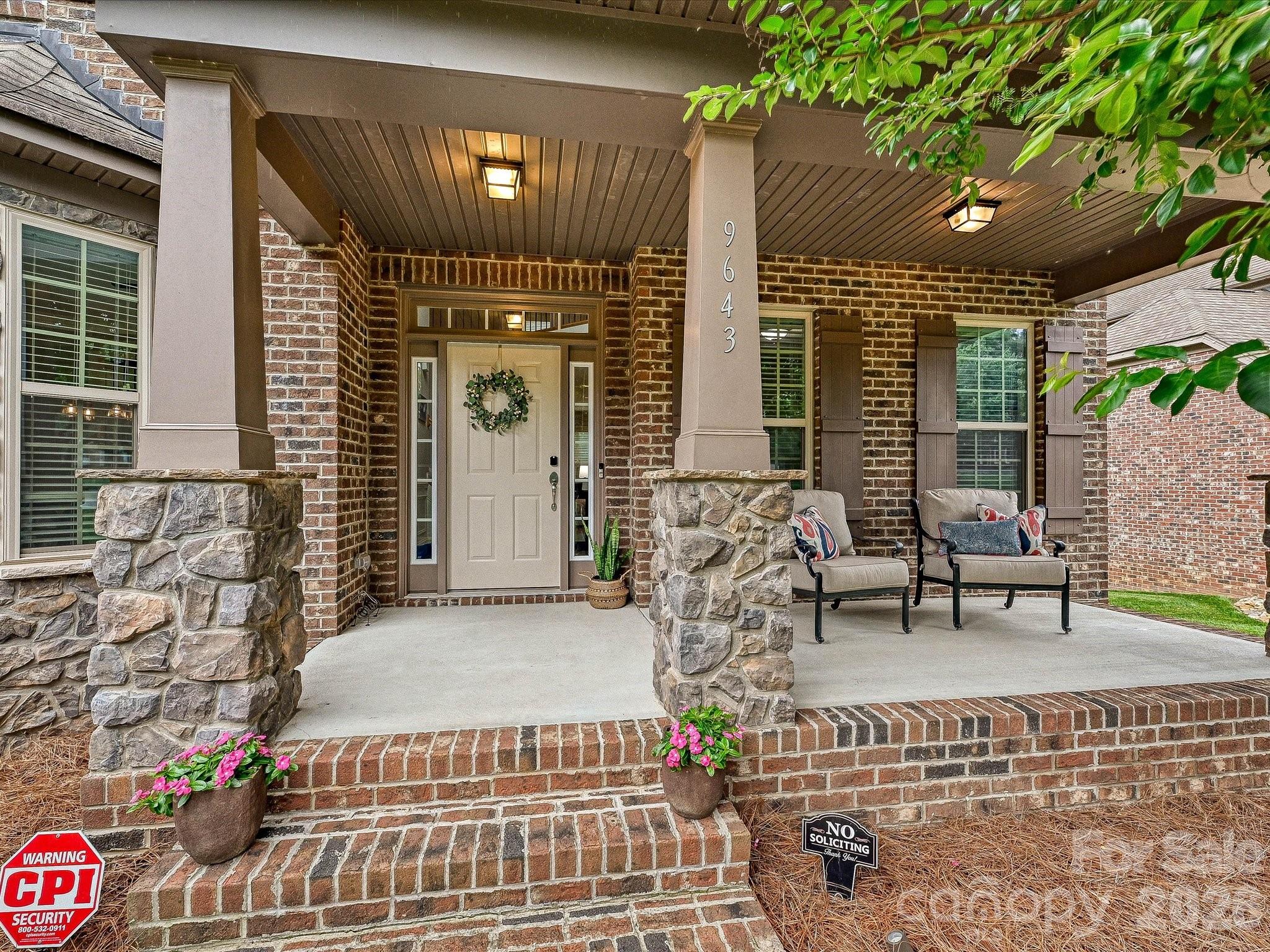 Photo 3 of 9643 Hampton Oaks Lane, Charlotte, NC