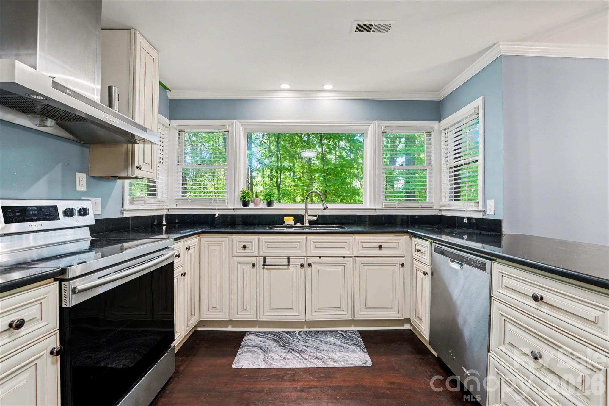 Photo 13 of 7443 Newmans Lane, Charlotte, NC