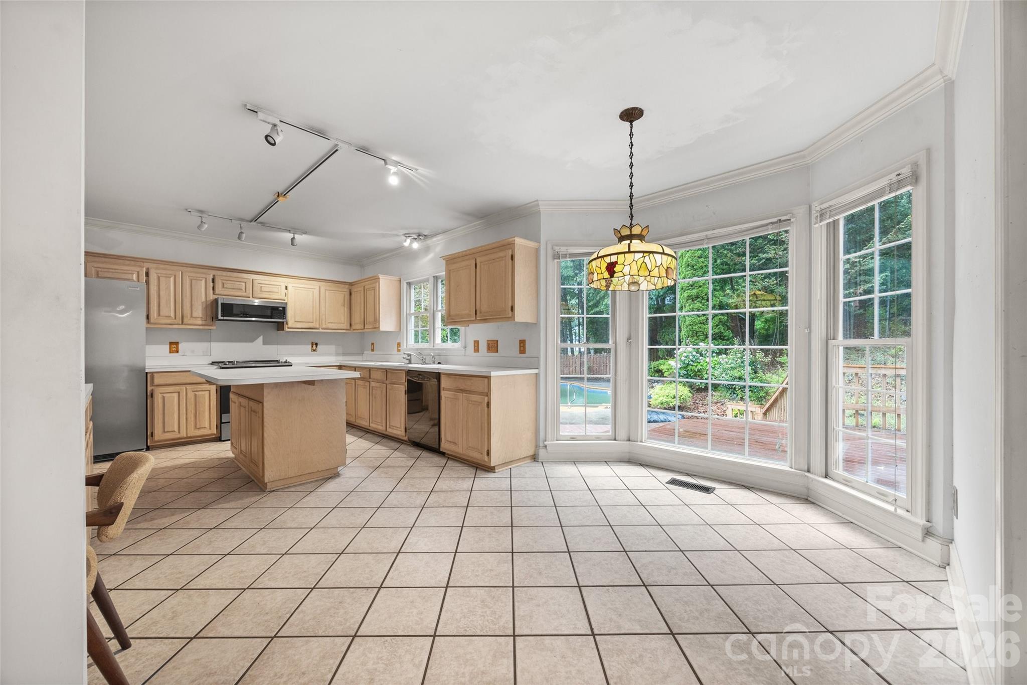 Photo 9 of 7411 Leharne Drive, Charlotte, NC