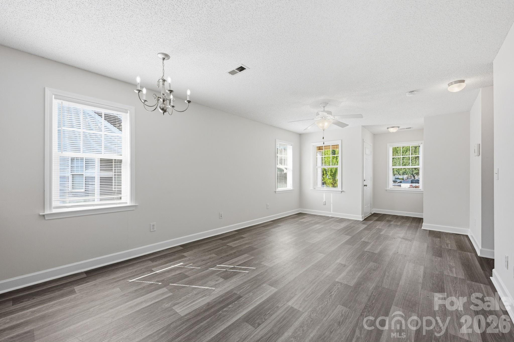 915 Barracuda Avenue, Statesville, NC - photo 3 of 26