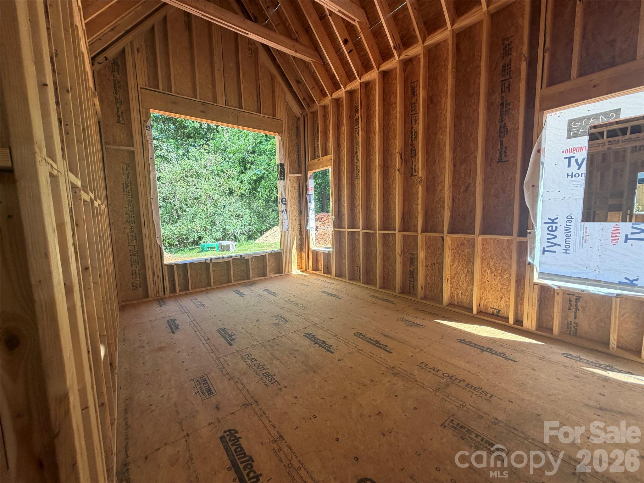 4127 Commonwealth Avenue, Charlotte, NC - photo 9 of 11