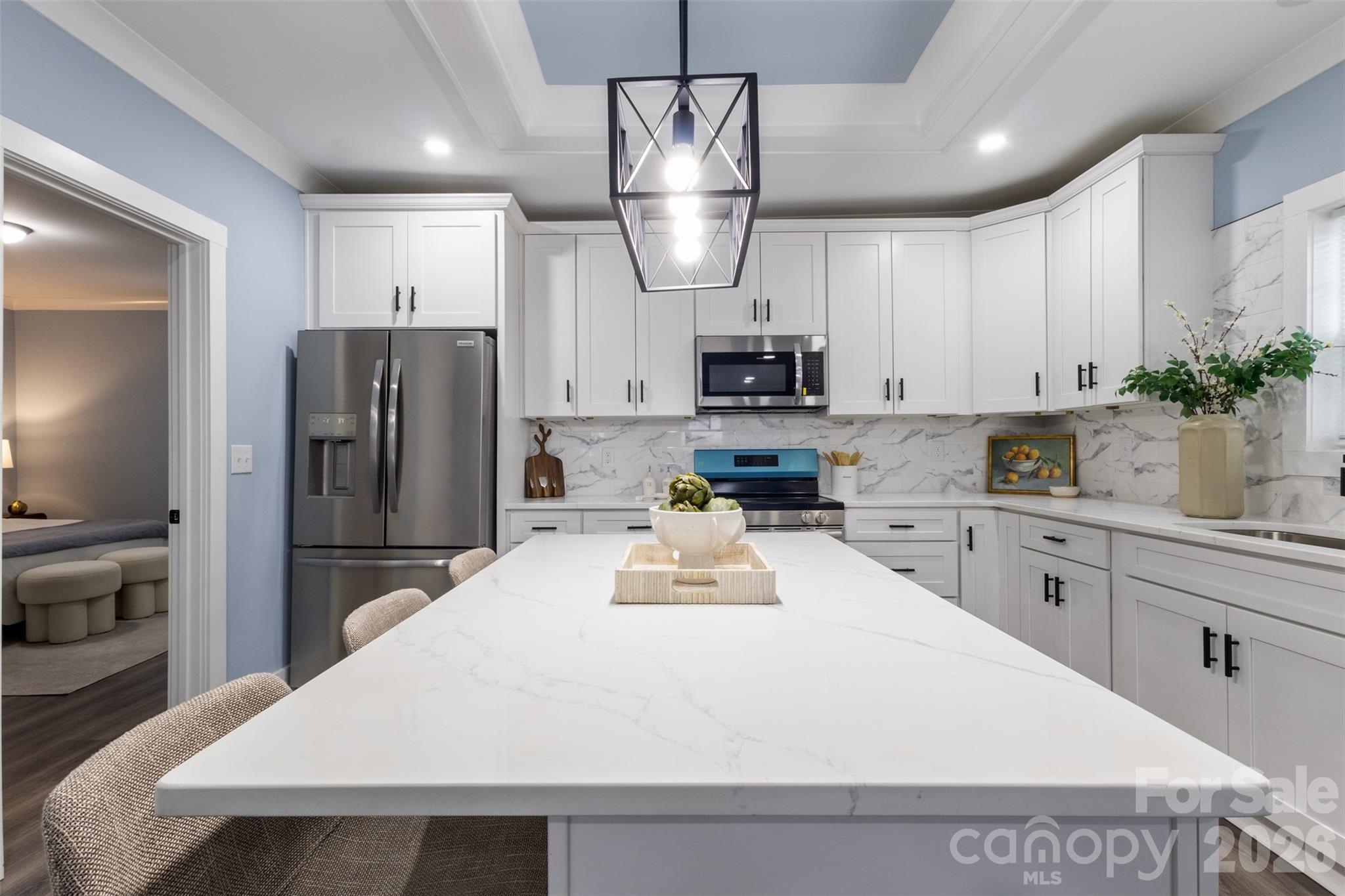 305 E Henry Street, Belmont, NC - photo 8 of 28
