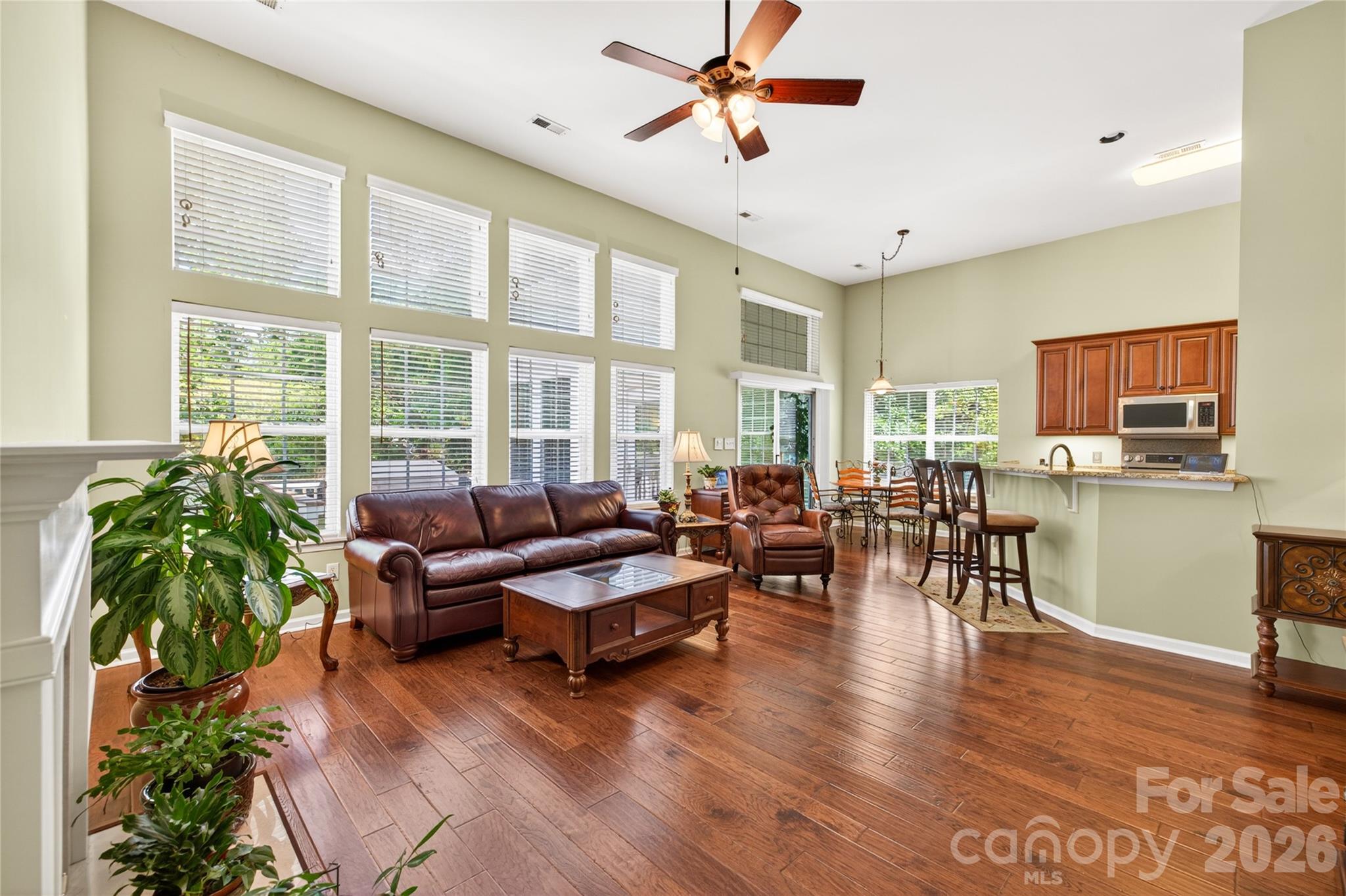 1918 Weighmont Court, Charlotte, NC - photo 4 of 31