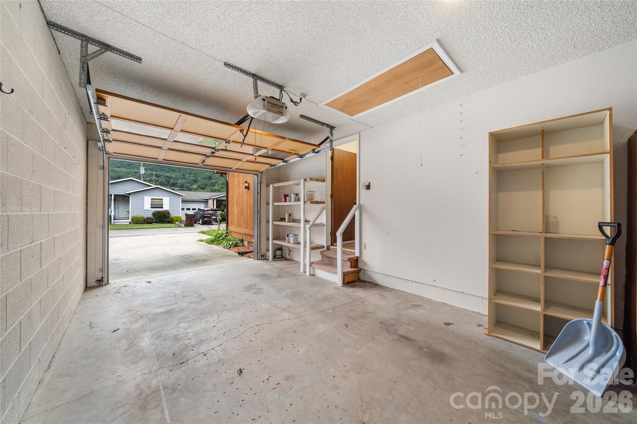 94 Market Street, Maggie Valley, NC - photo 6 of 44