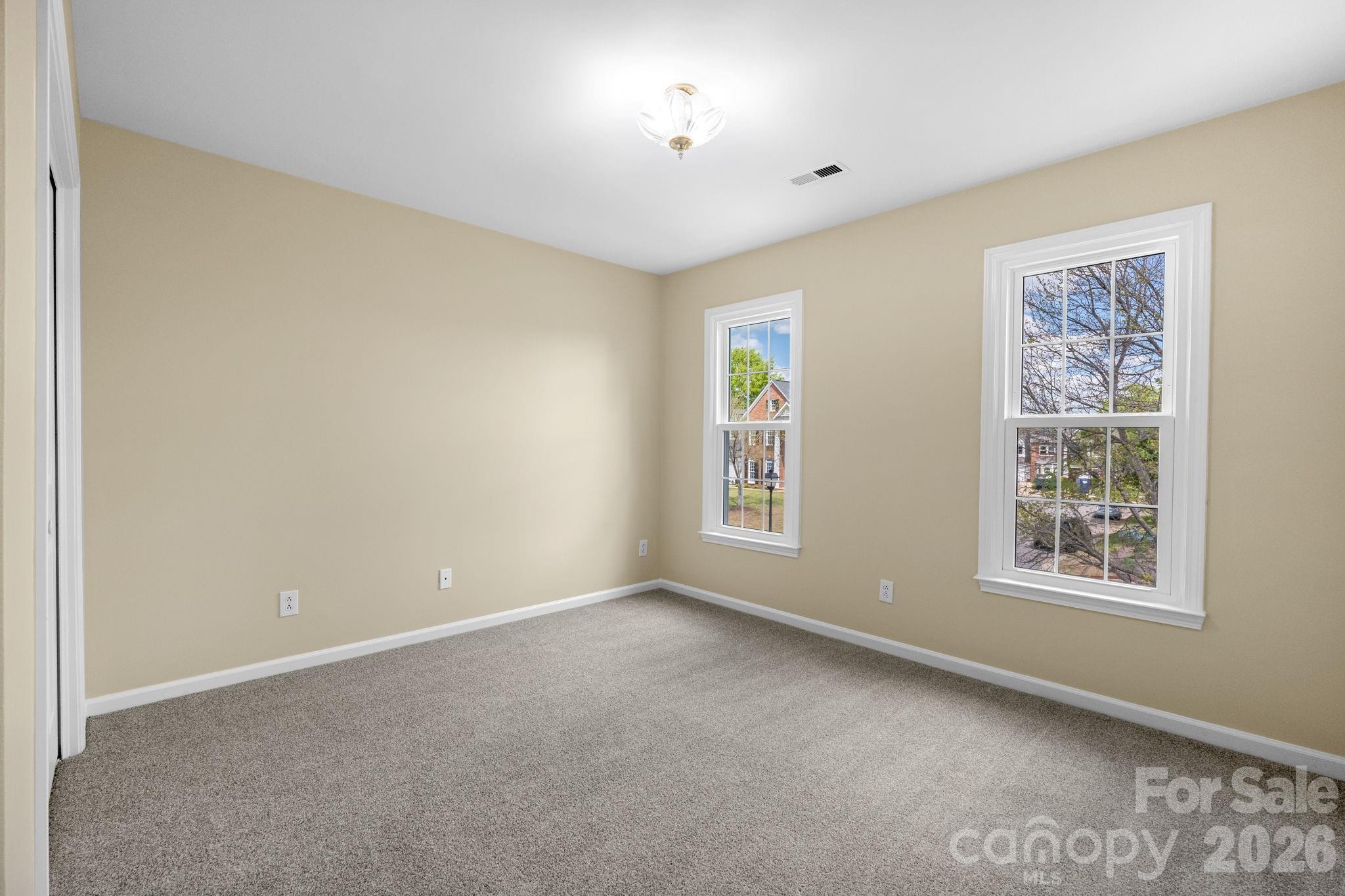 Photo 28 of 8501 Tonawanda Drive, Charlotte, NC
