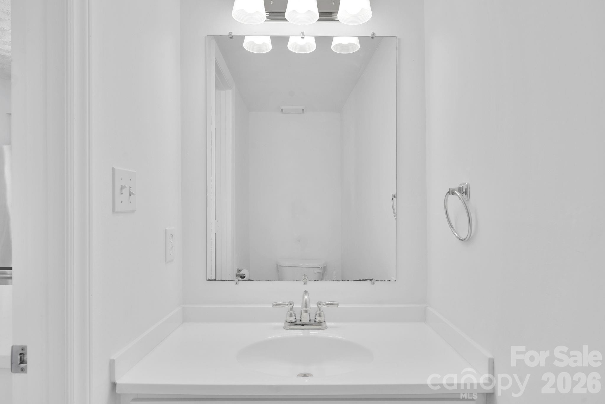 Photo 15 of 8510 Castle Pine Court, Charlotte, NC