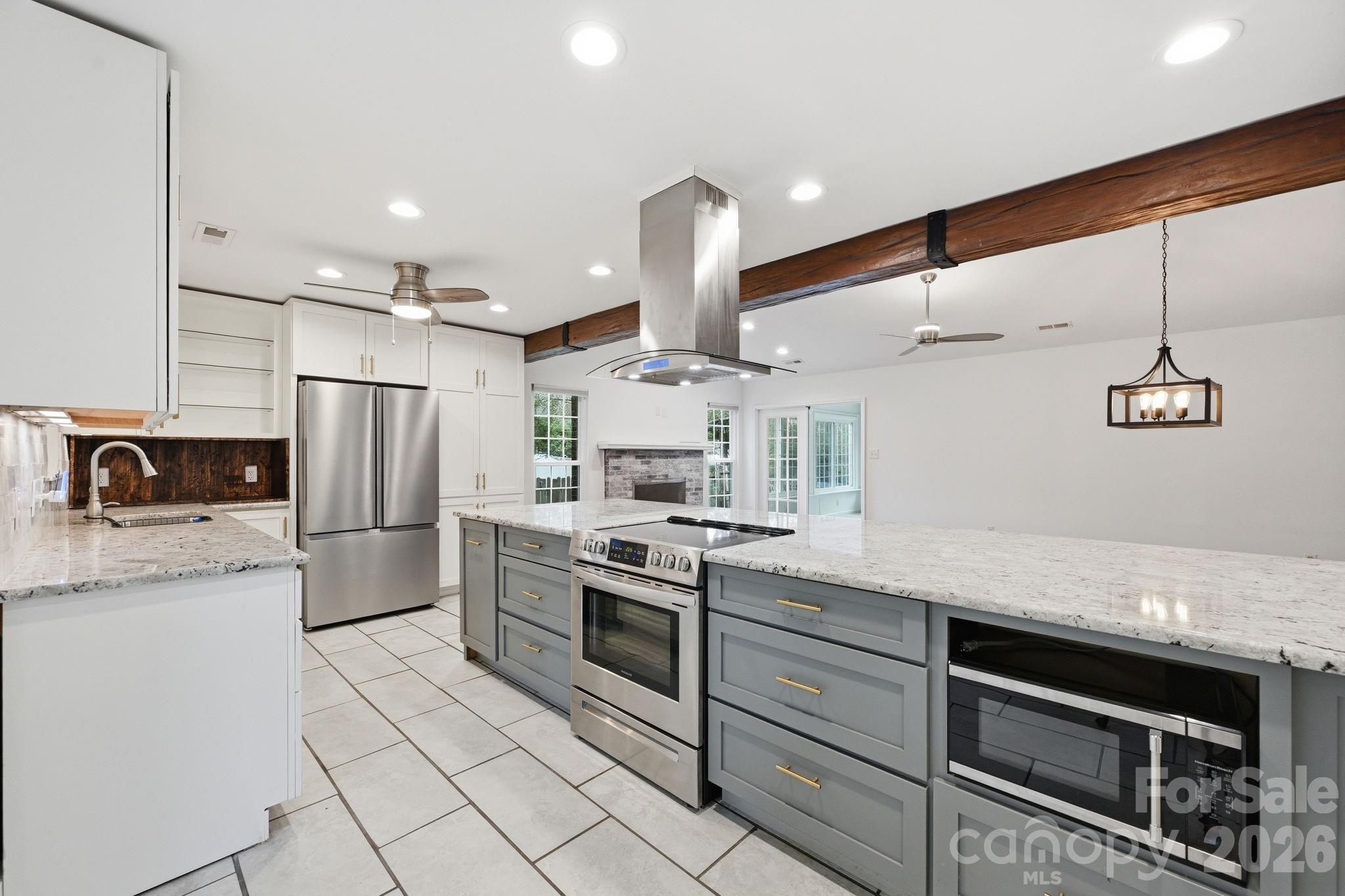 Photo 8 of 2717 Olde Whitehall Road, Charlotte, NC