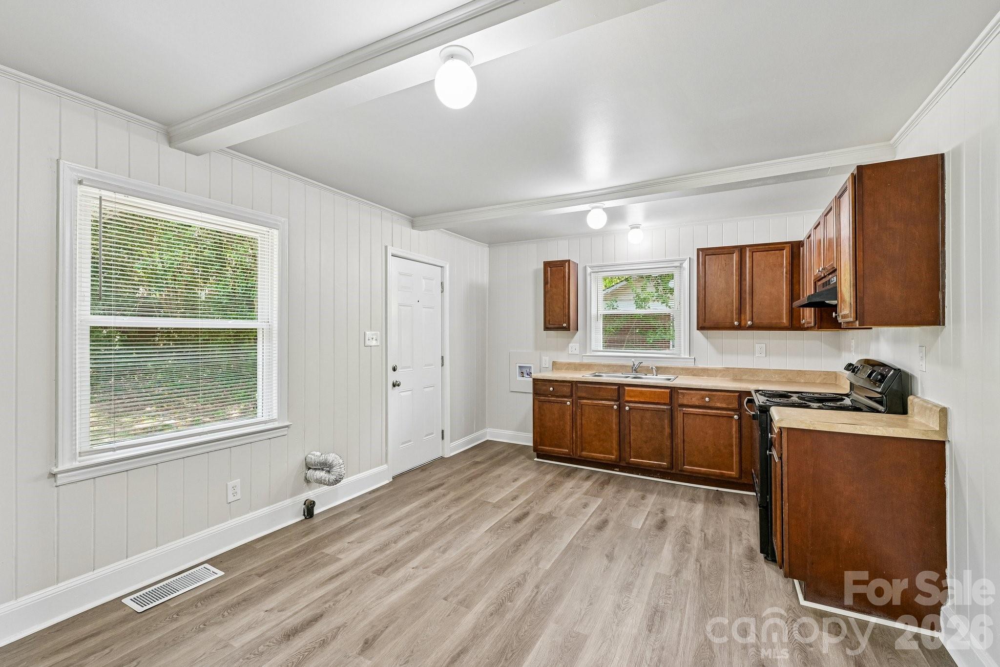 3935 Crestridge Drive, Charlotte, NC - photo 14 of 33