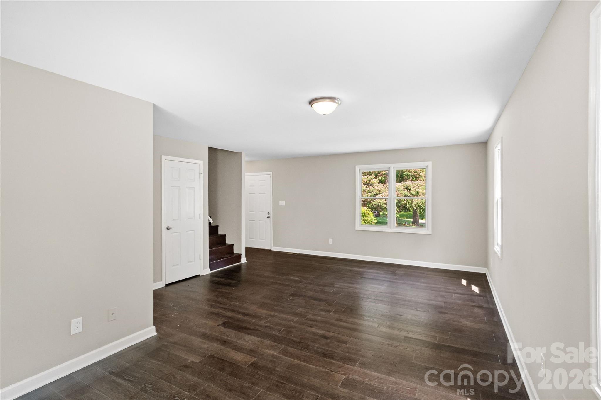 Photo 5 of 5516 Ilford Street, Charlotte, NC
