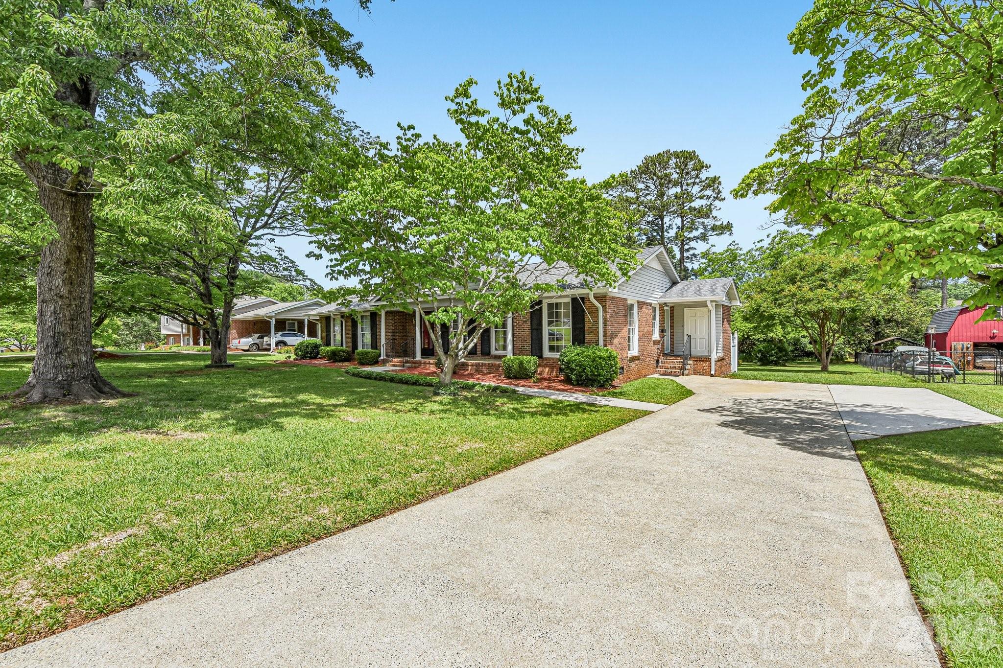 Photo 3 of 1019 Christopher Circle, Rock Hill, SC