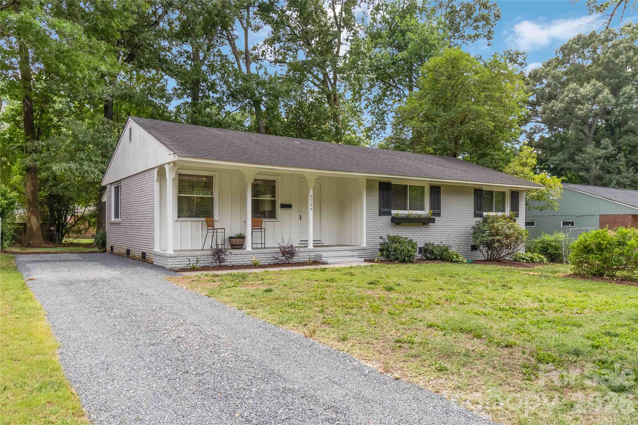 Photo 2 of 3526 Stonehaven Drive, Charlotte, NC