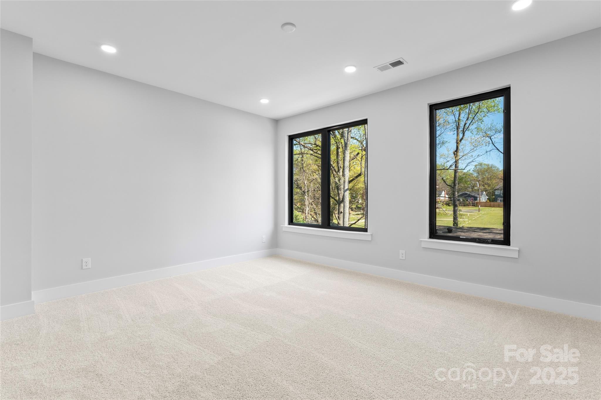 Photo 9 of 3453 Byrnes Street, Charlotte, NC