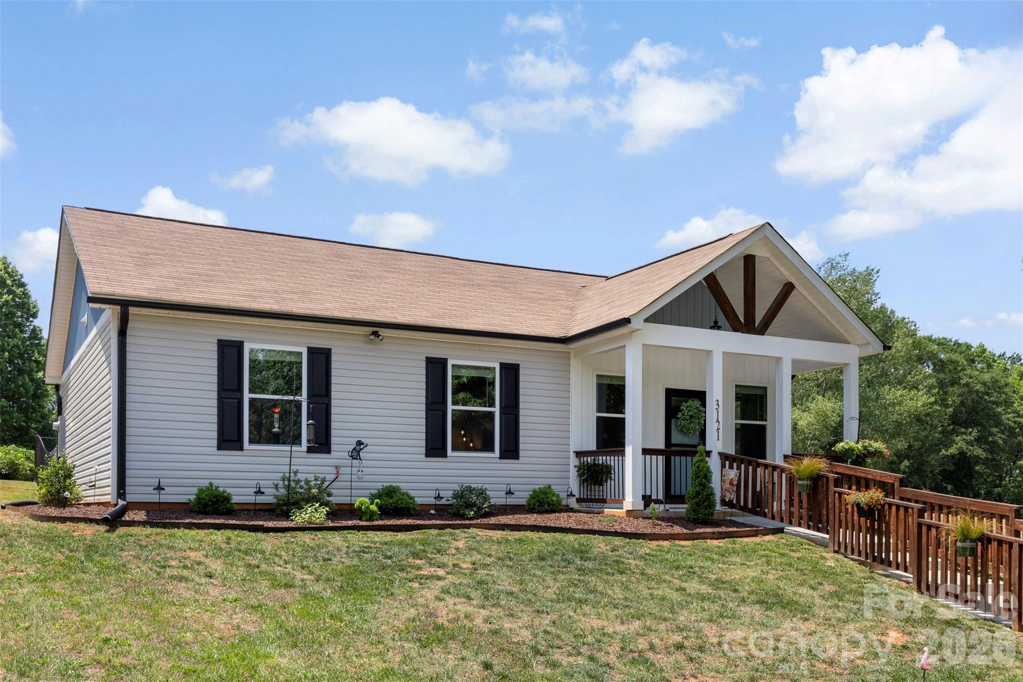 Photo 3 of 3121 Suffolk Drive, Shelby, NC