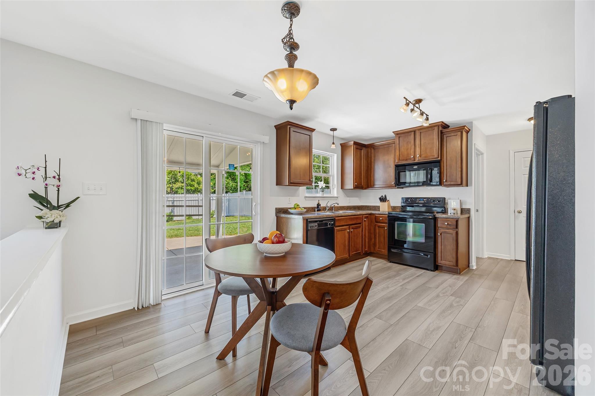1472 Haverford Road NW, Concord, NC - photo 10 of 34