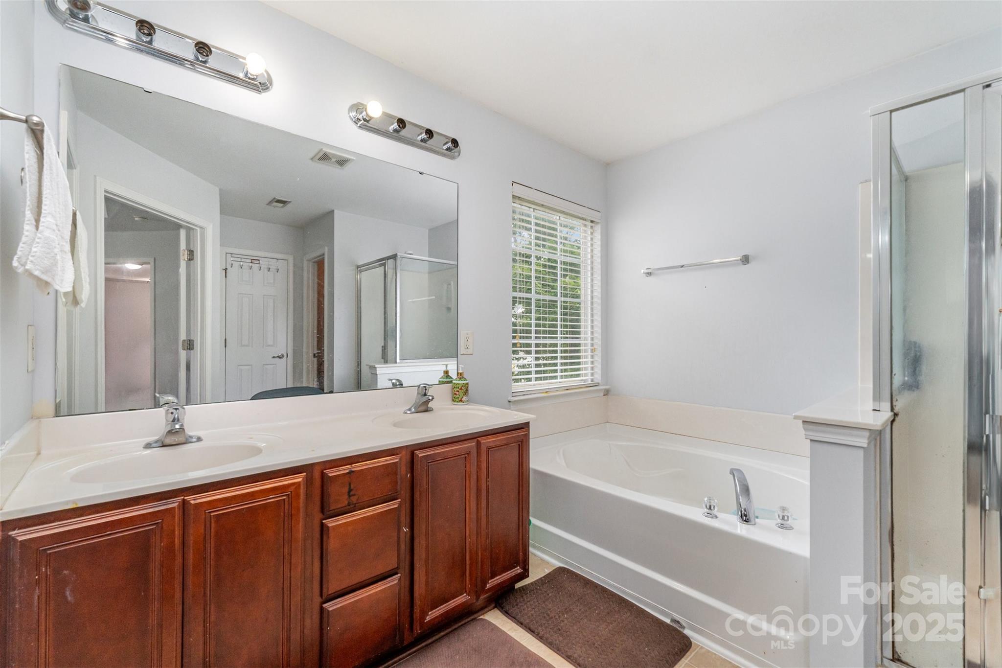 Photo 19 of 2823 Oakdale Pasture Drive, Charlotte, NC