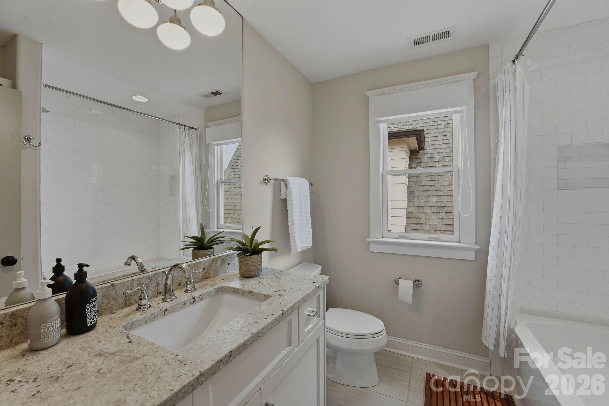 Photo 35 of 812 Ideal Way, Charlotte, NC