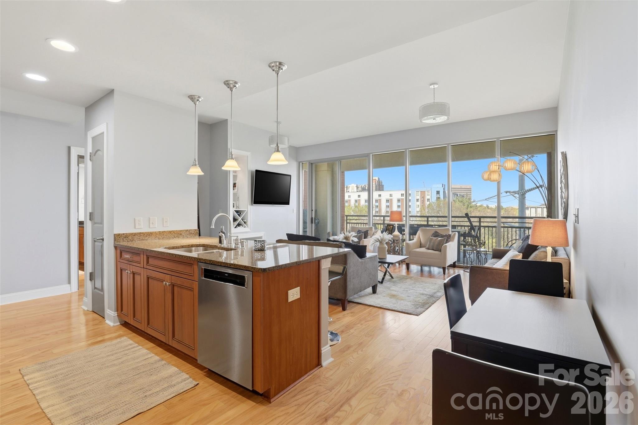 Home for sale at 701 Royal Court508, Charlotte, NC — photo 1 of 38