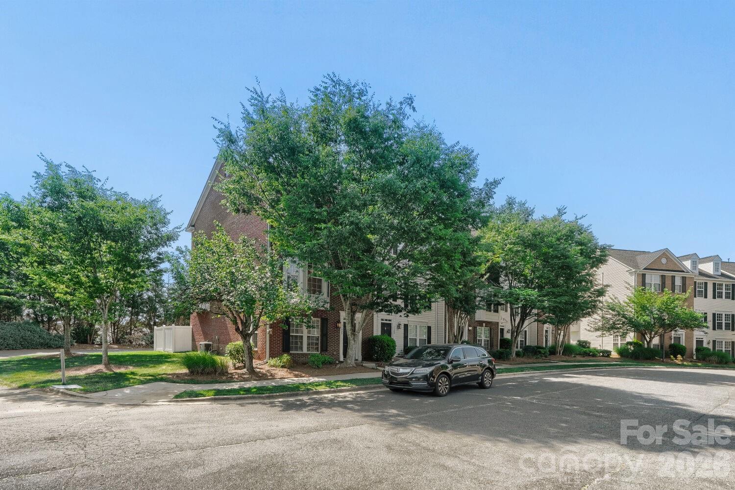 Photo 3 of 11405 Destin Lane, Charlotte, NC