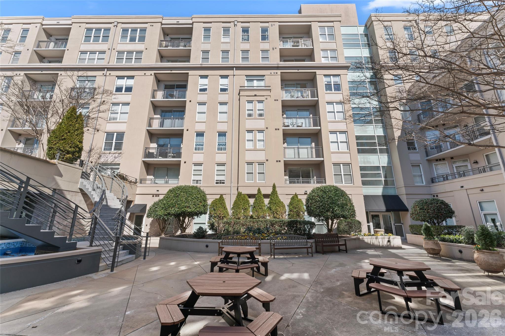 Photo 32 of 1315 East Boulevard714, Charlotte, NC
