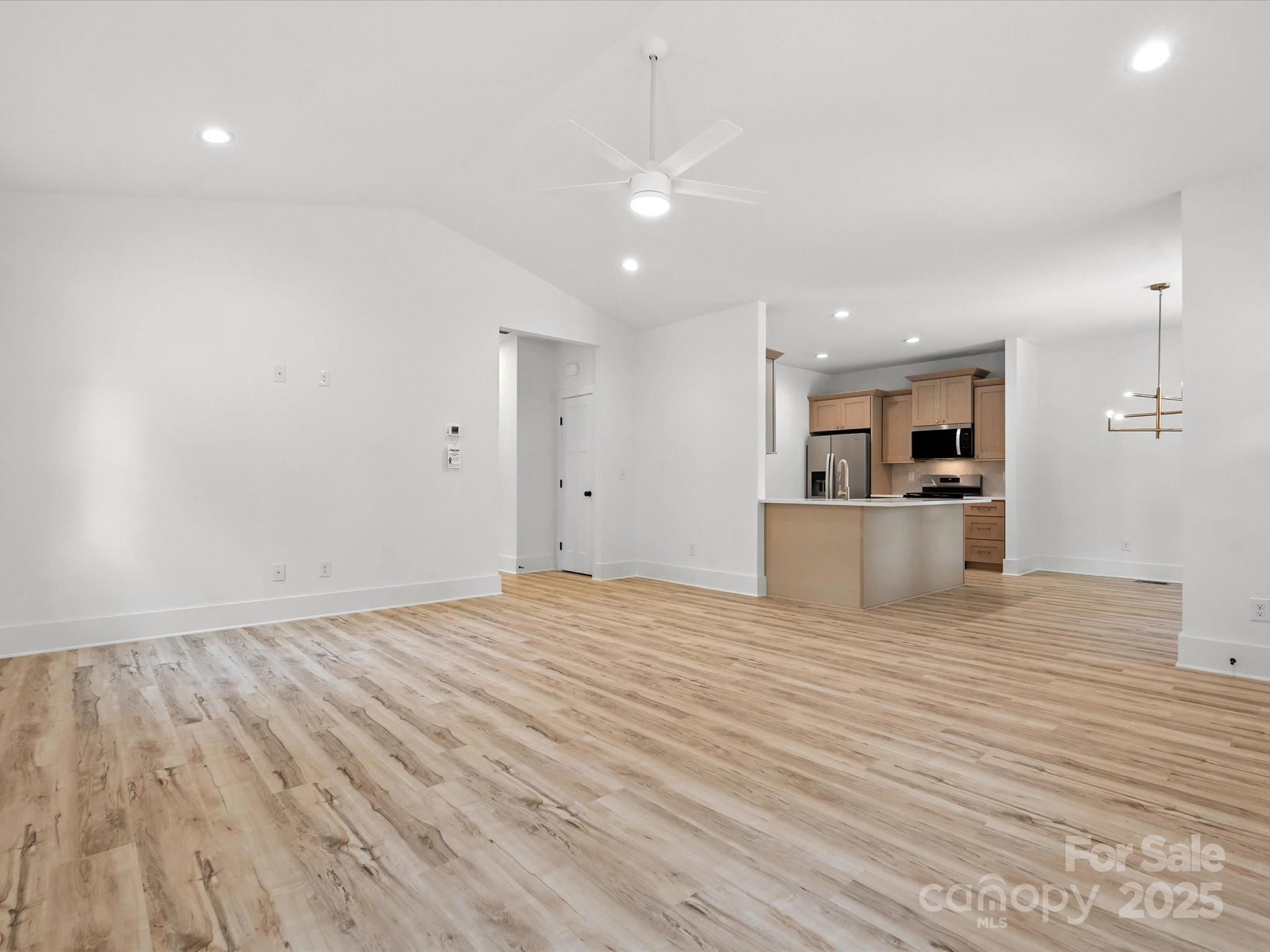 Photo 12 of 4113 Rutgers Avenue, Charlotte, NC