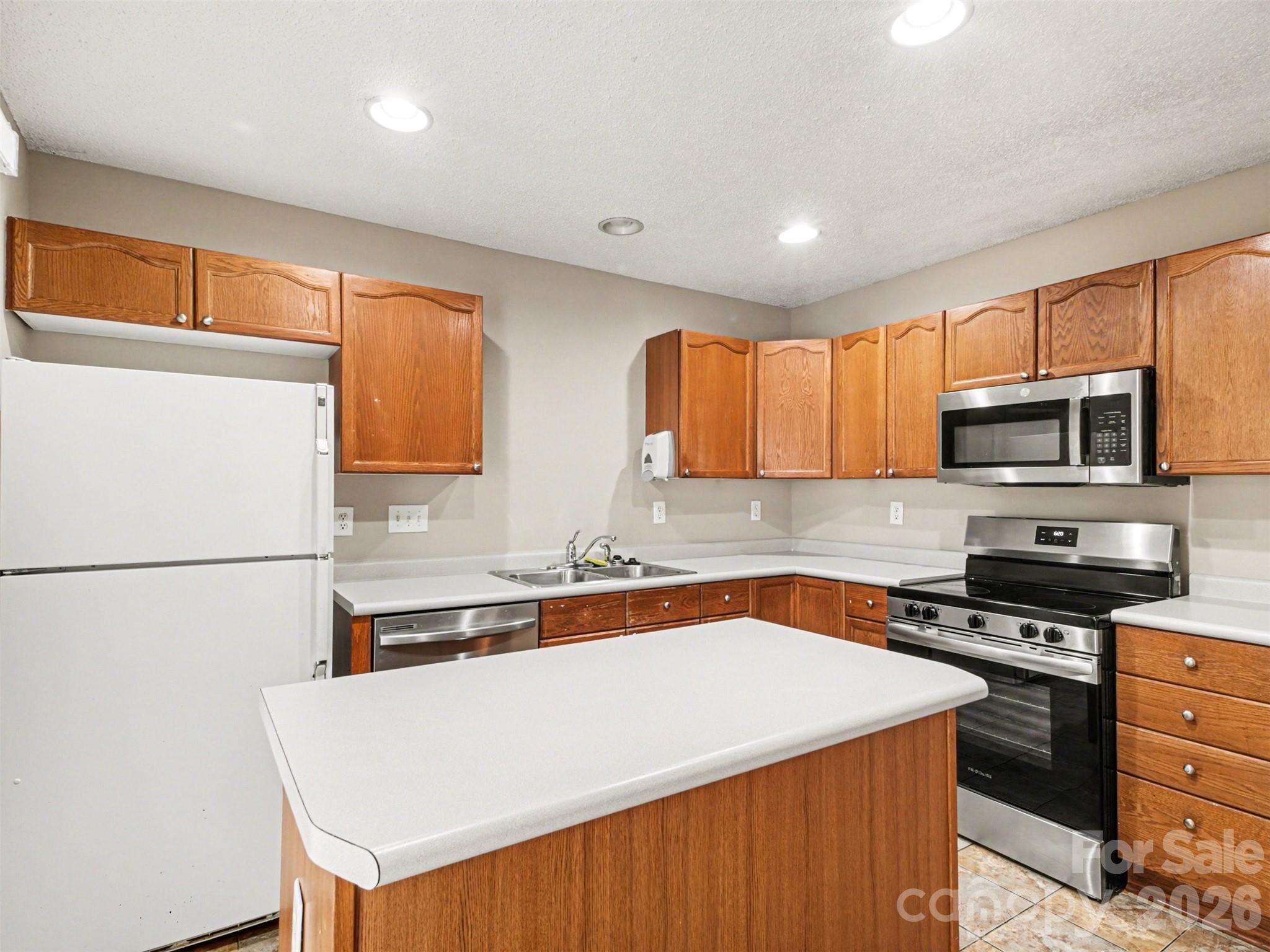 Photo 13 of 2132 Preakness Court, Charlotte, NC
