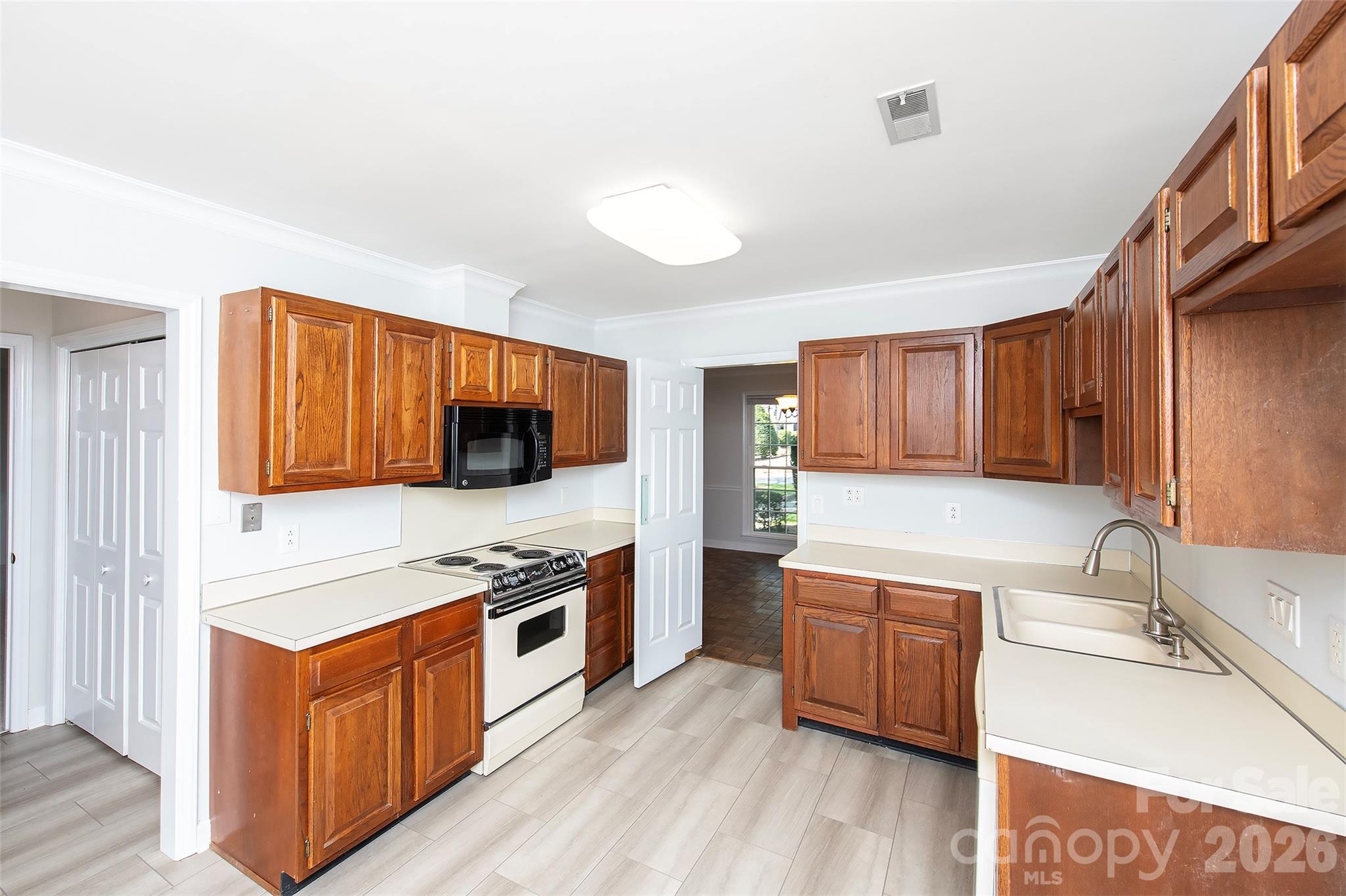 Photo 23 of 4248 Woodglen Lane, Charlotte, NC