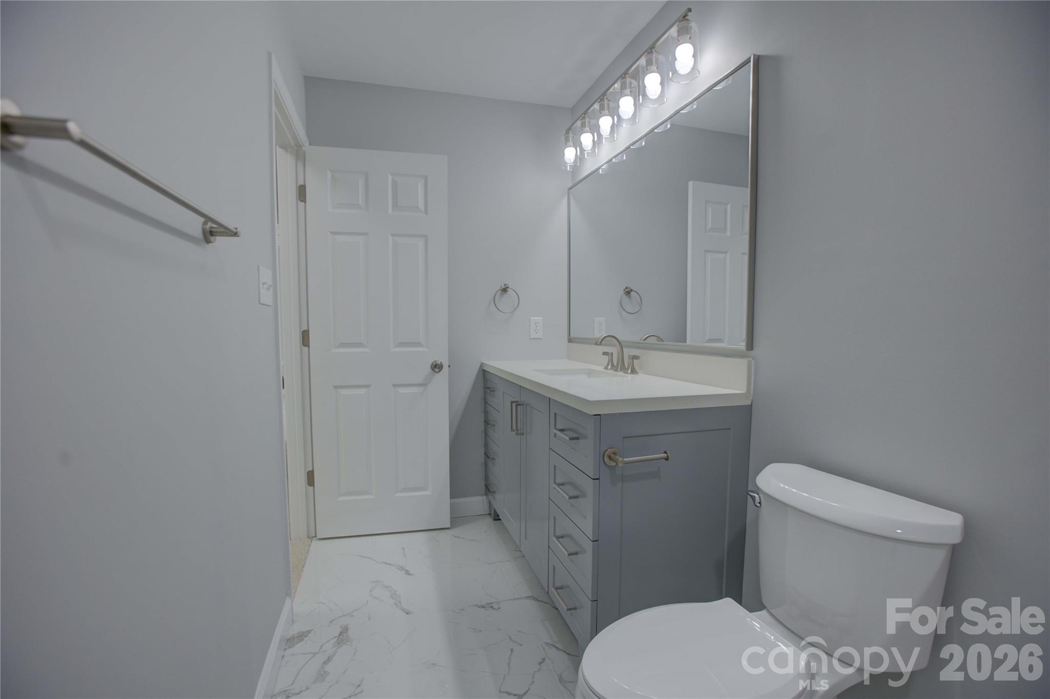 Photo 37 of 520 Grantham Lane, Charlotte, NC