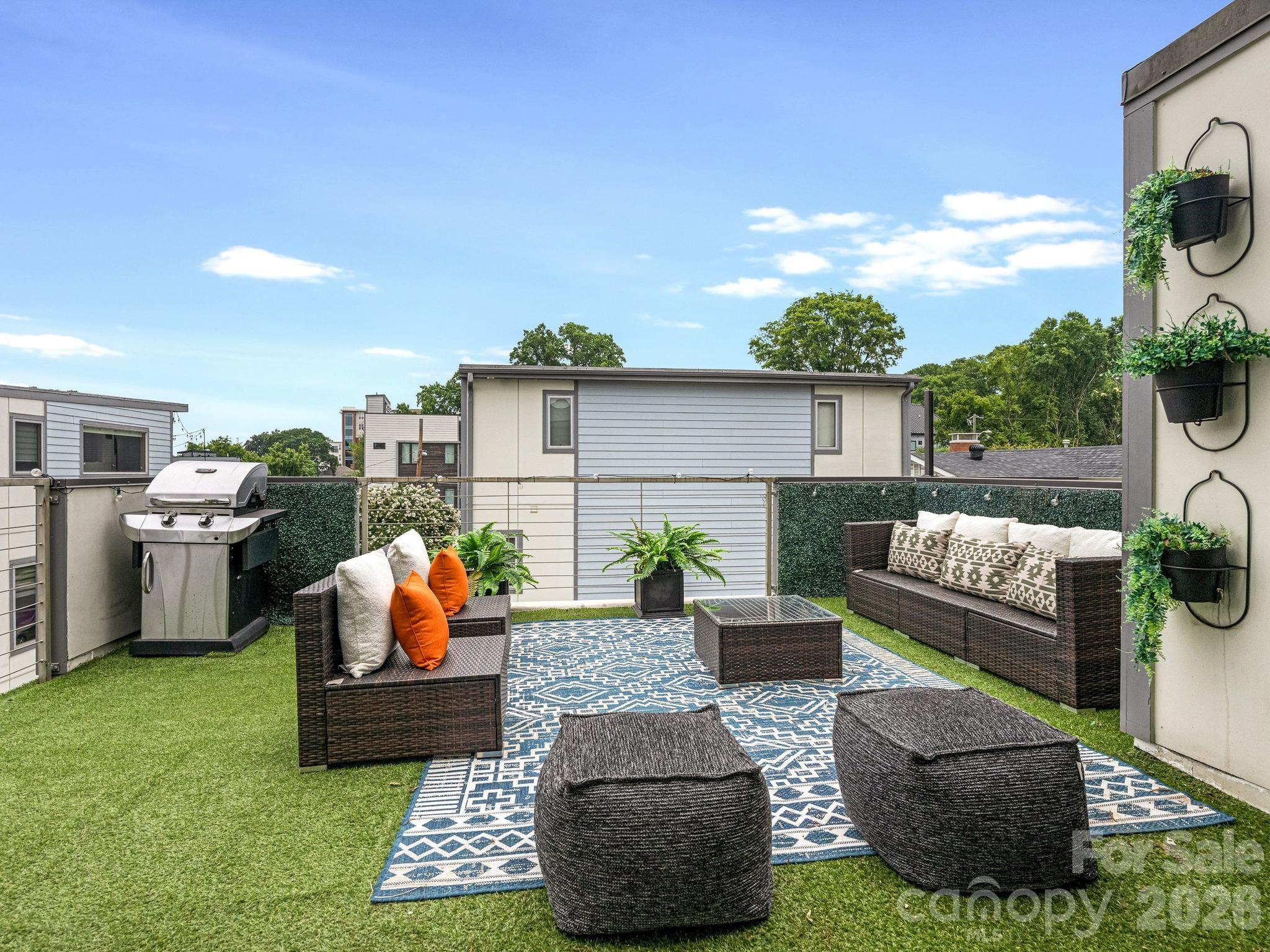 Photo 17 of 915 Westbrook Drive, Charlotte, NC
