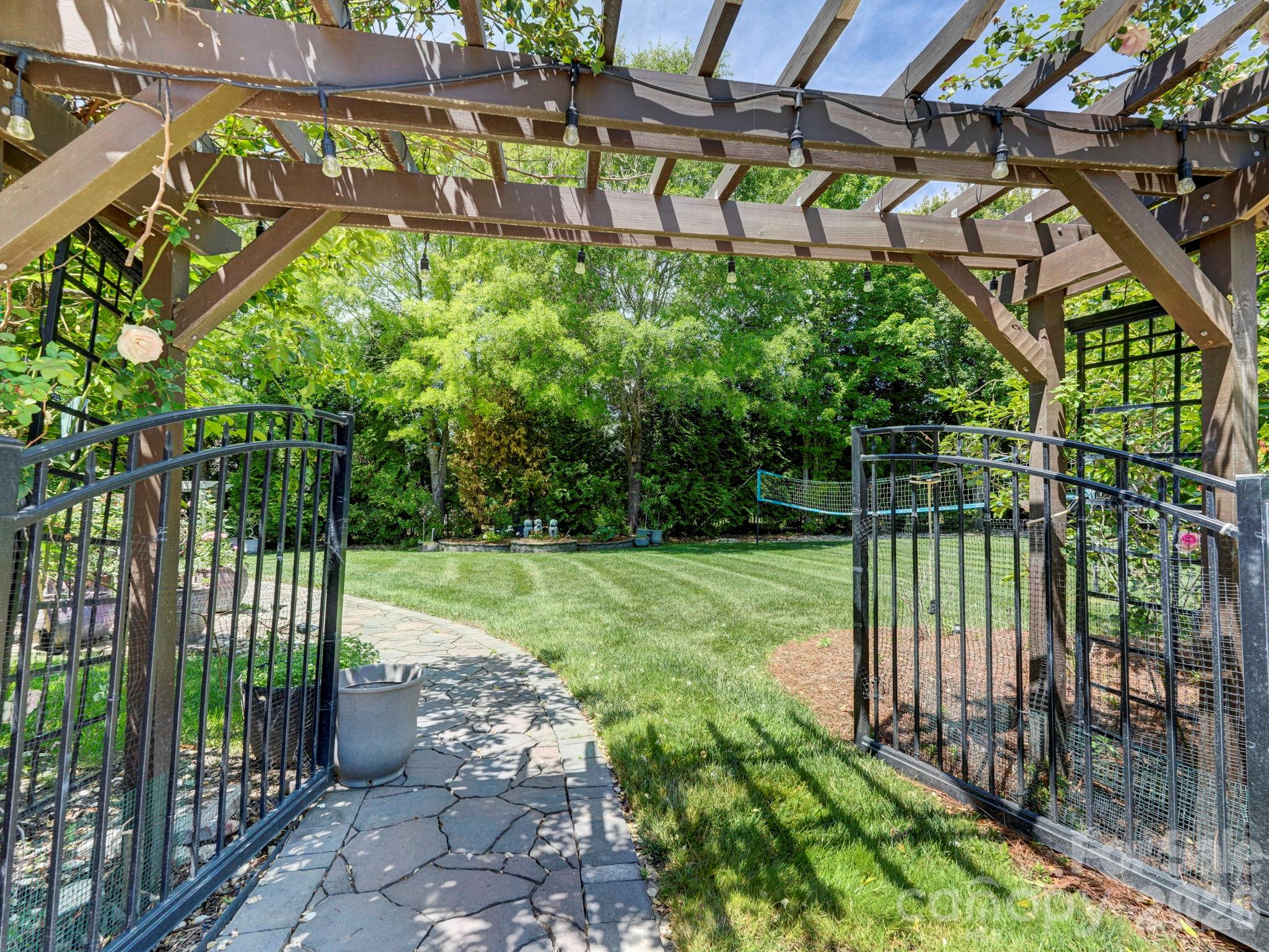 Photo 3 of 725 Wild Berry Court, Waxhaw, NC