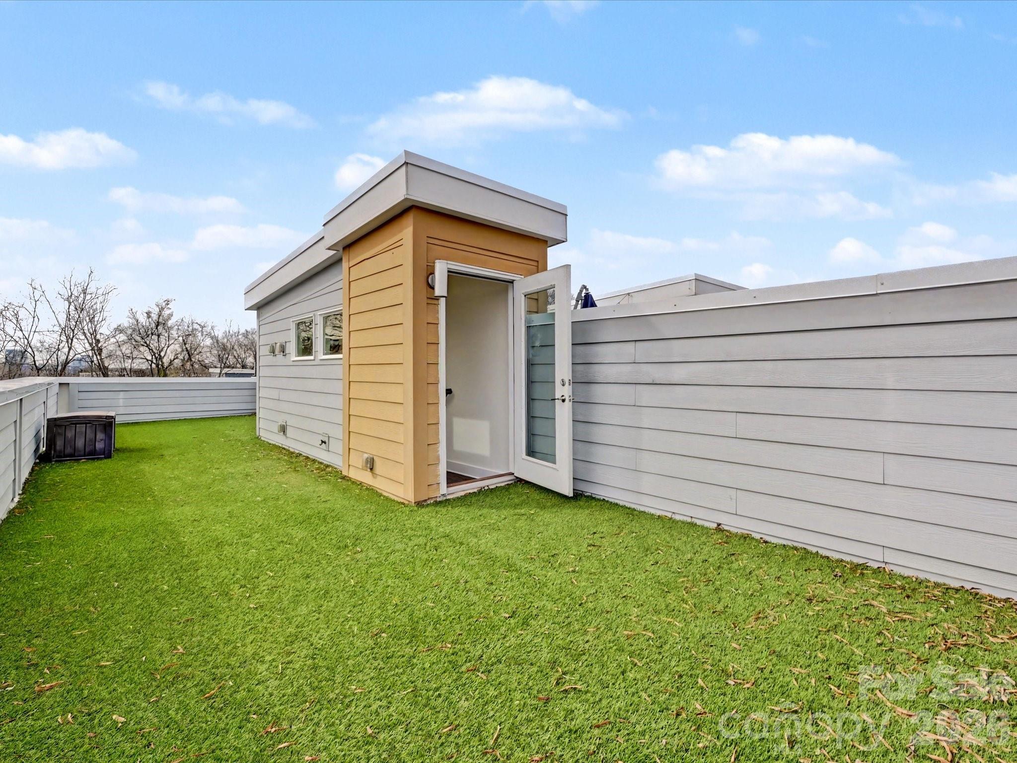 139 S Bruns Avenue, Charlotte, NC - photo 25 of 34