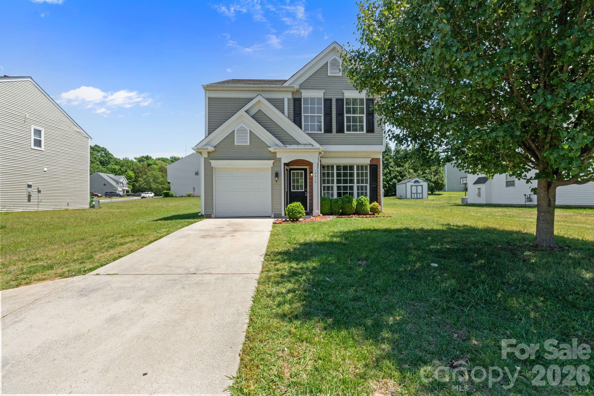 Home for sale at 10410 Roundleaf Drive, Charlotte, NC — photo 1 of 44