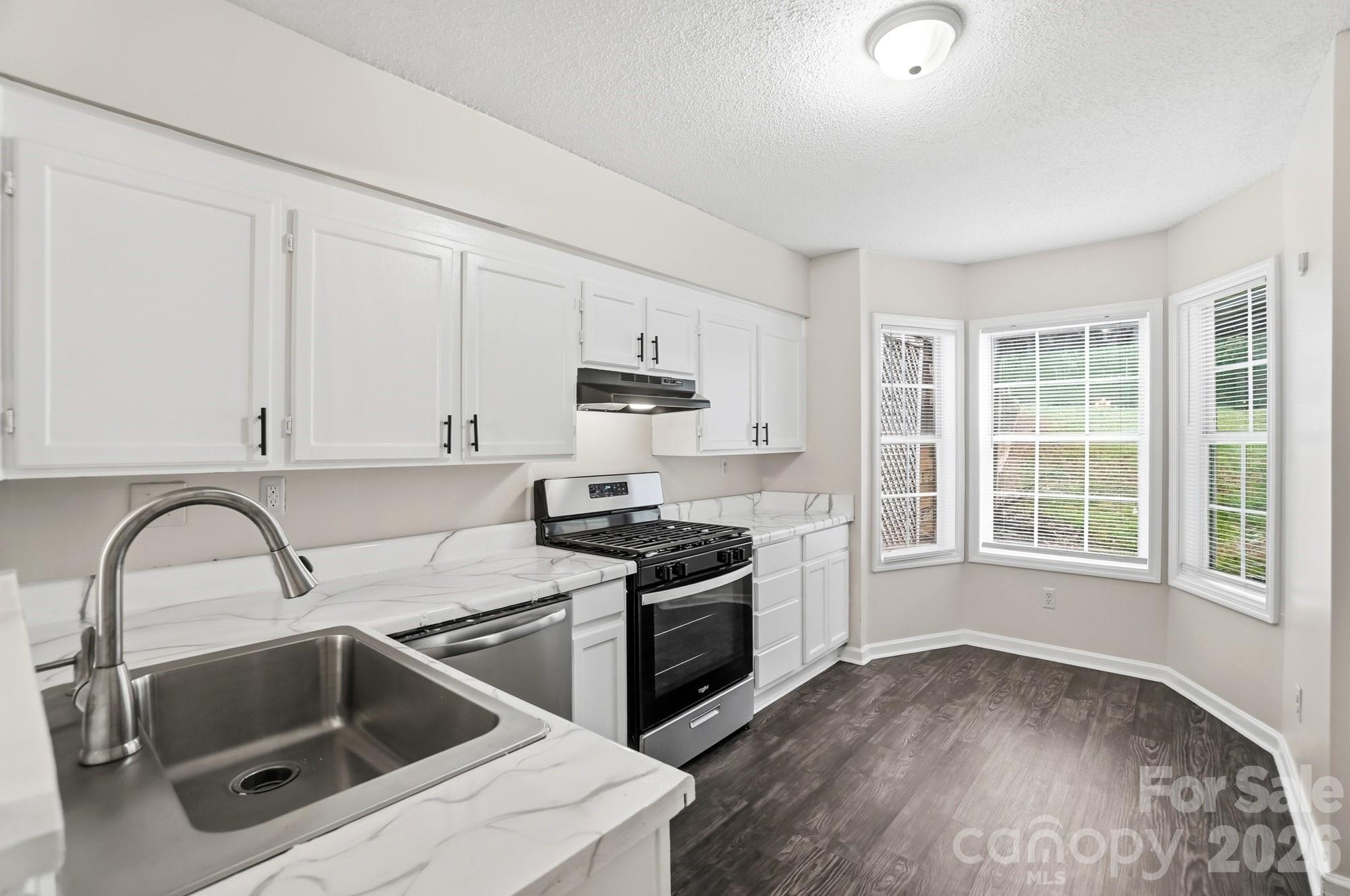 Photo 16 of 6043 Green Forest Drive, Charlotte, NC