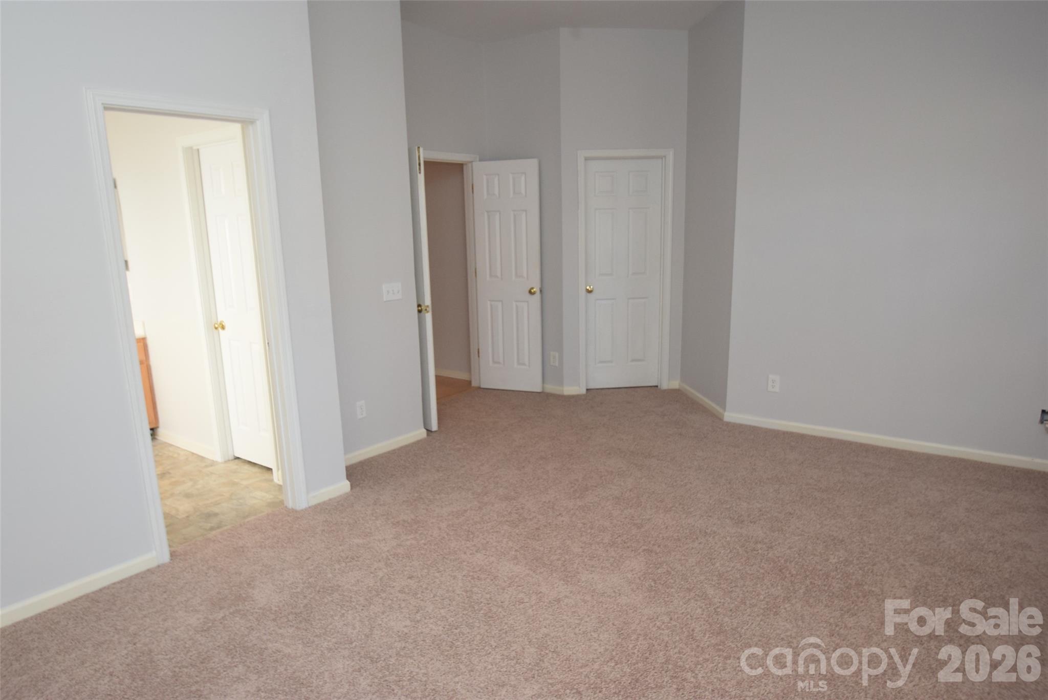 Photo 16 of 10214 Stoneykirk Lane, Charlotte, NC