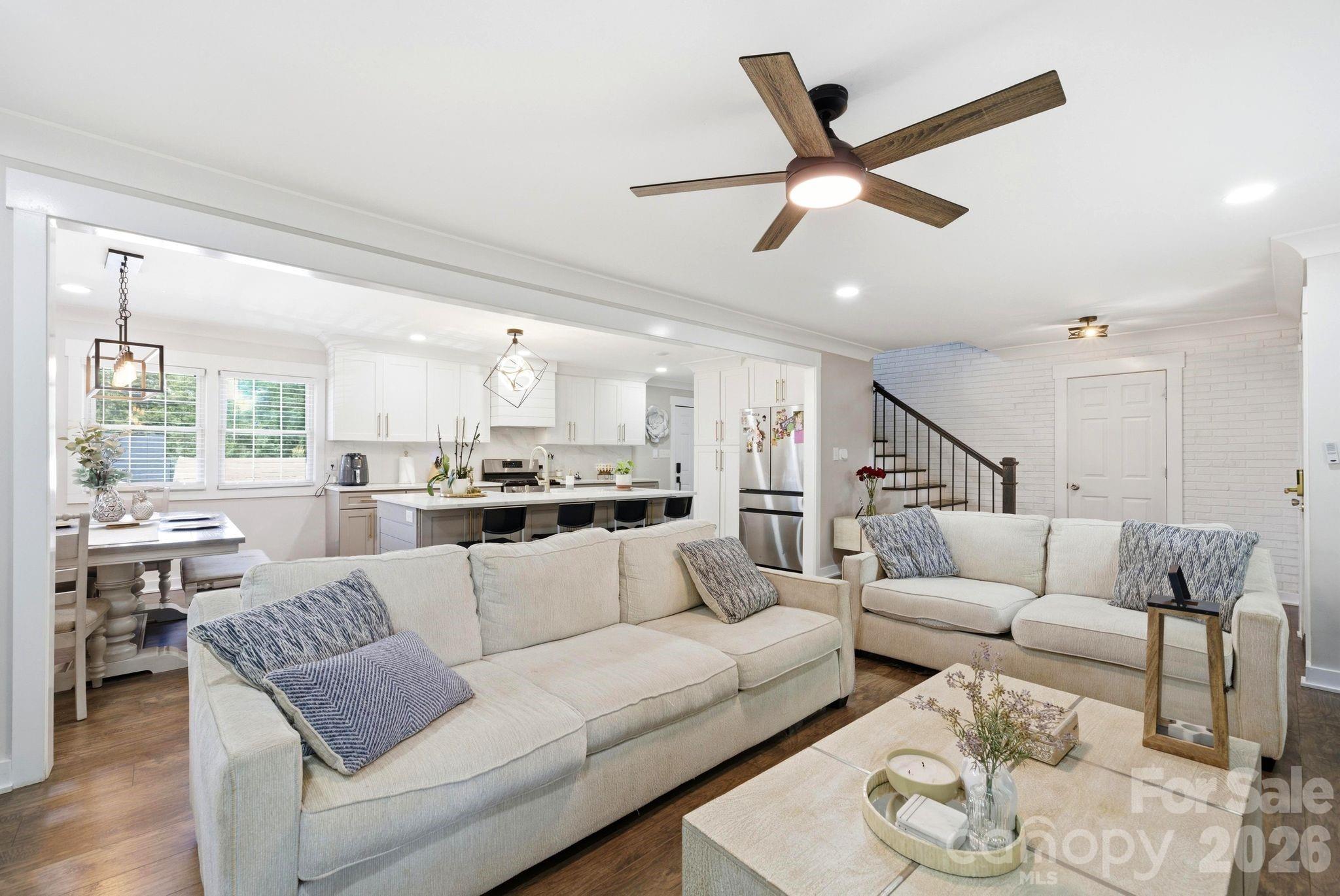701 E Iowa Avenue, Bessemer City, NC - photo 5 of 42