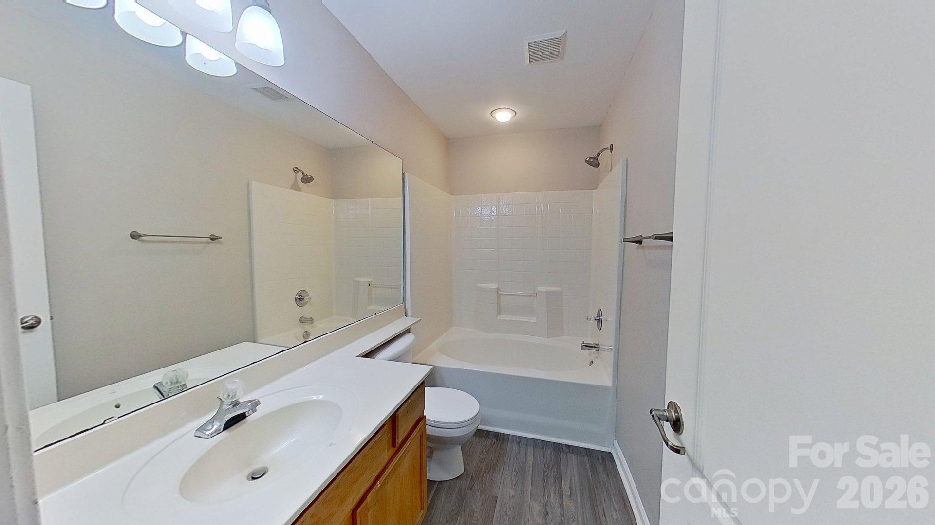Photo 7 of 6525 Quarterbridge Lane, Charlotte, NC