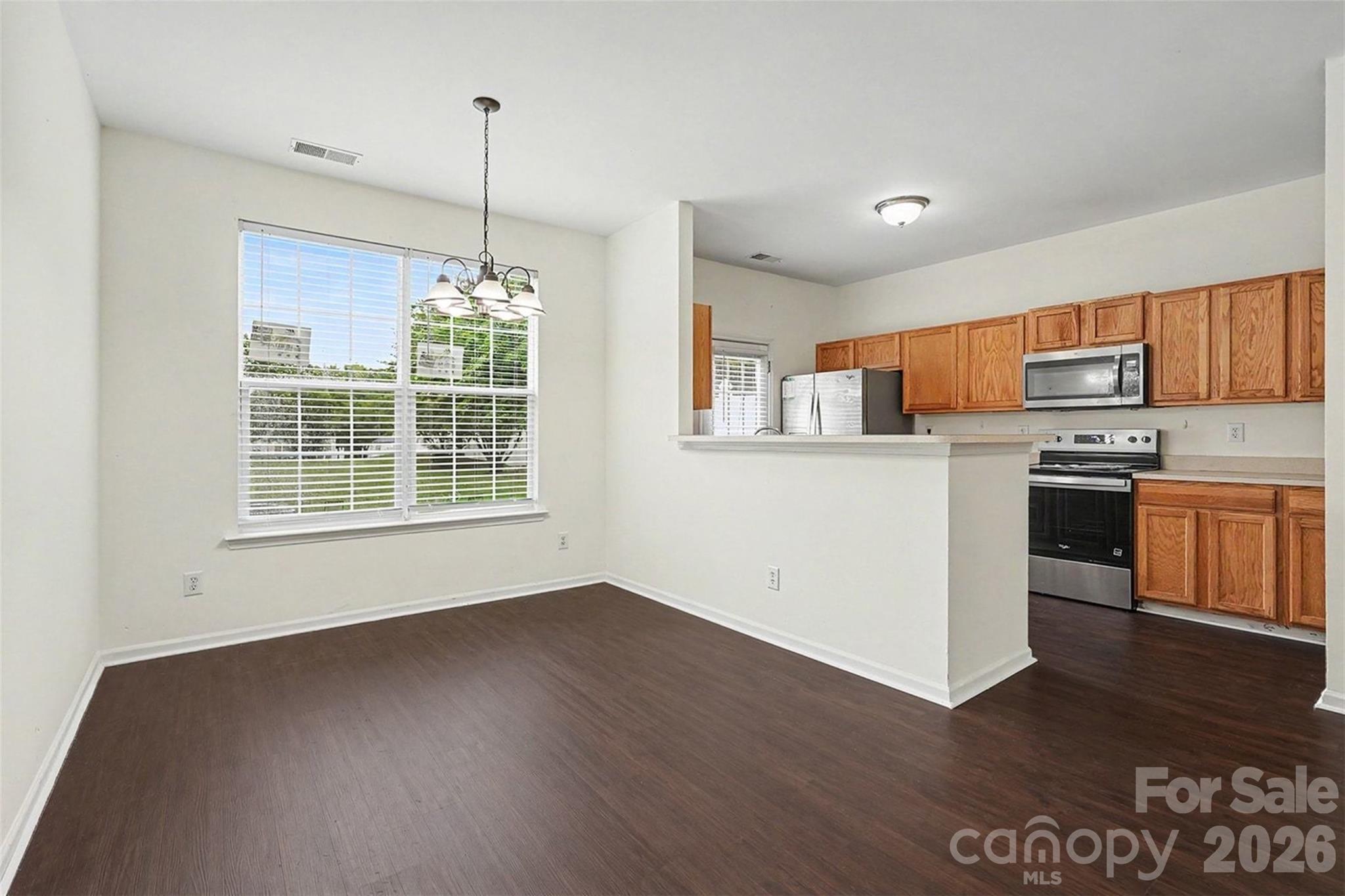 Photo 5 of 7514 Abigail Glen Drive, Charlotte, NC