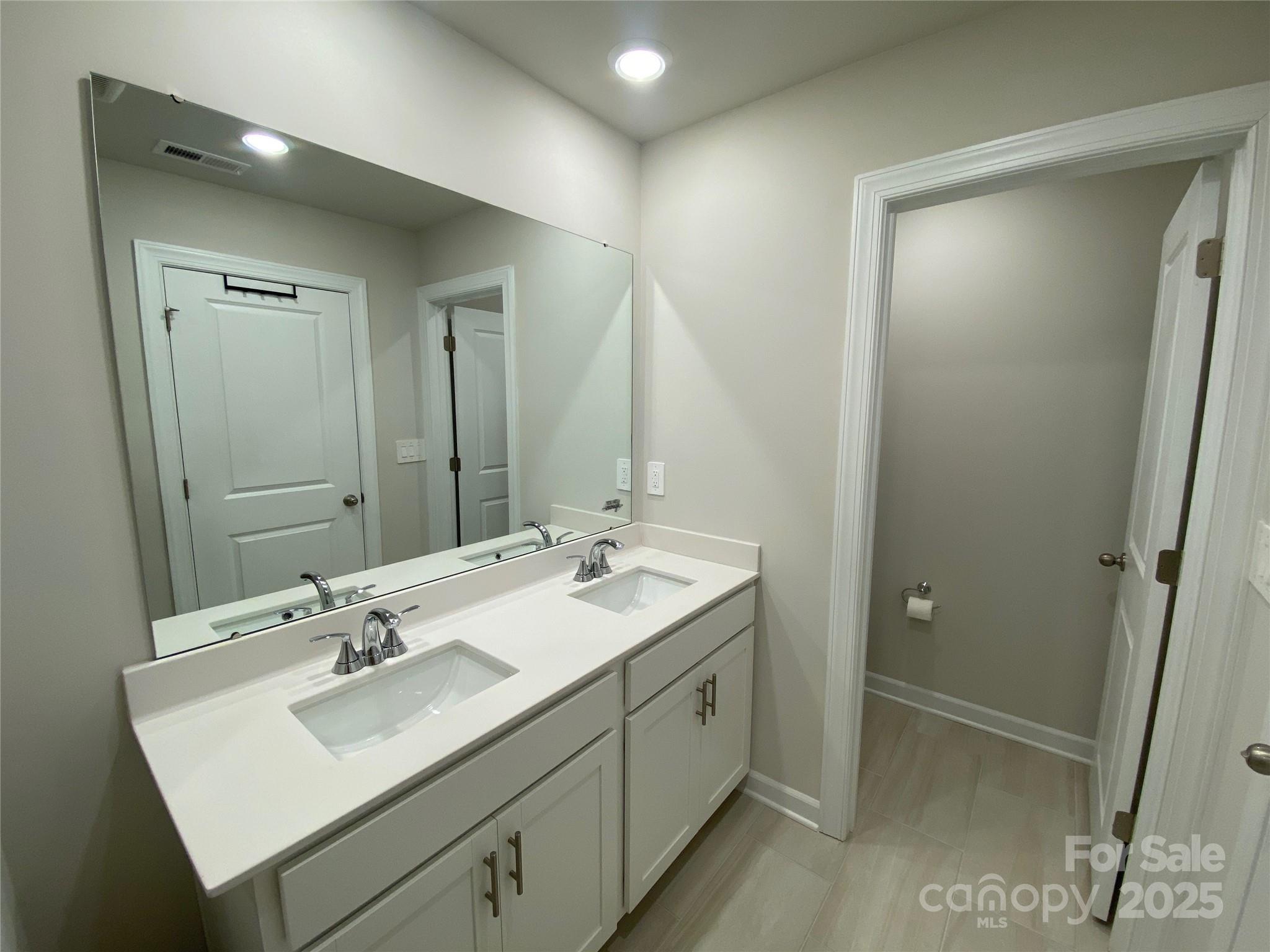 Photo 16 of 6110 Starview Terrace, Charlotte, NC