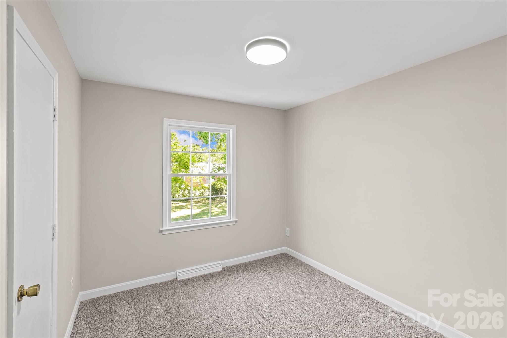 Photo 34 of 1401 Cedarwood Lane, Charlotte, NC
