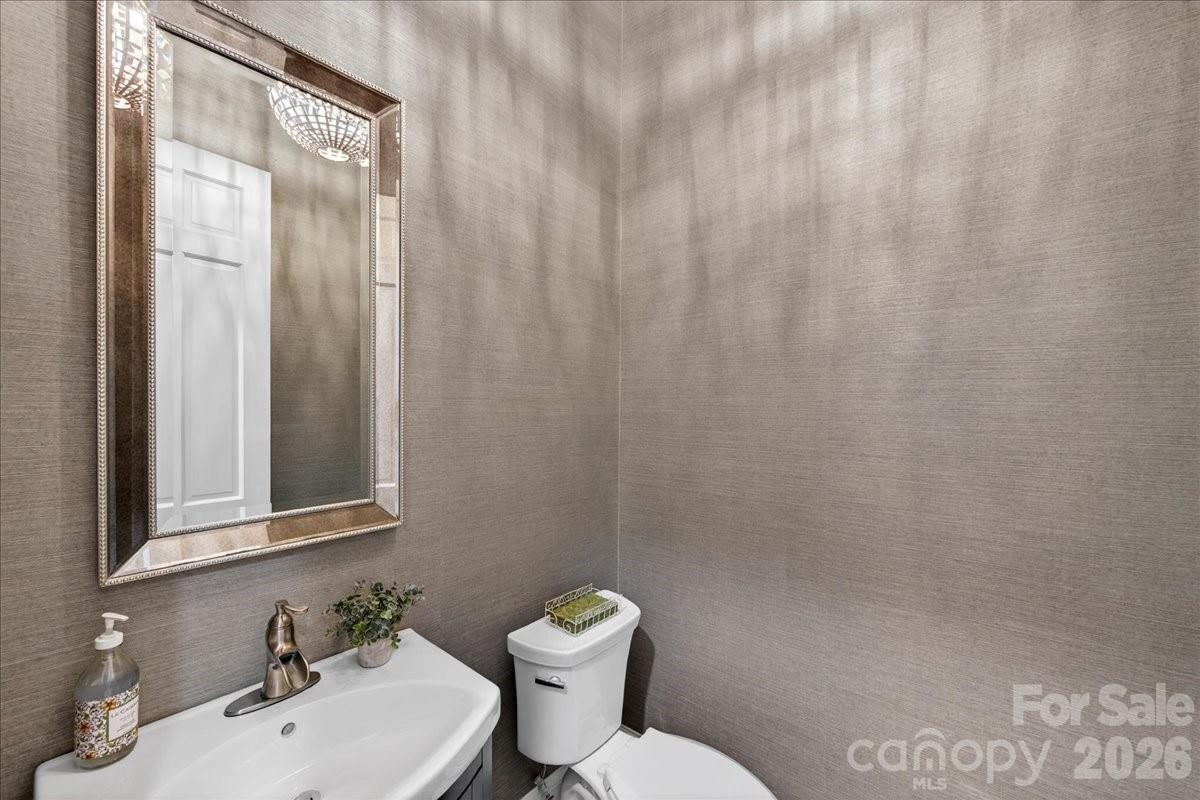 2135 Sharon Avenue, Charlotte, NC - photo 22 of 44